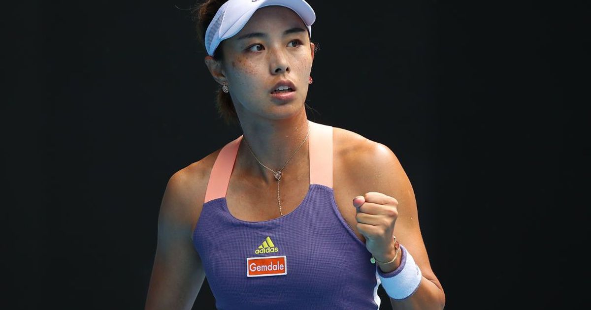 2020 Hua Hin highlights: Wang Qiang fizzes past Kawa into quarters