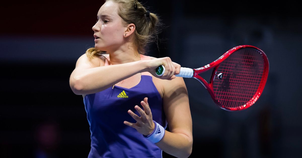 2020 St. Petersburg Highlights: Rybakina rallies against Dodin