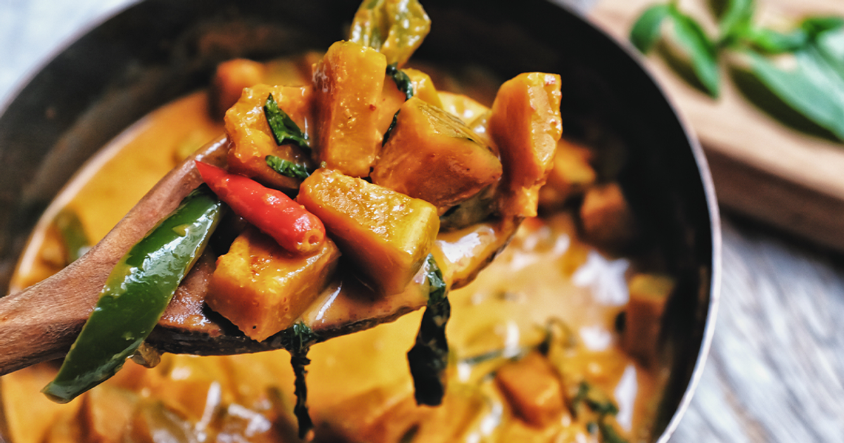 October Recipe: Ahn's Pumpkin Thai Red Curry