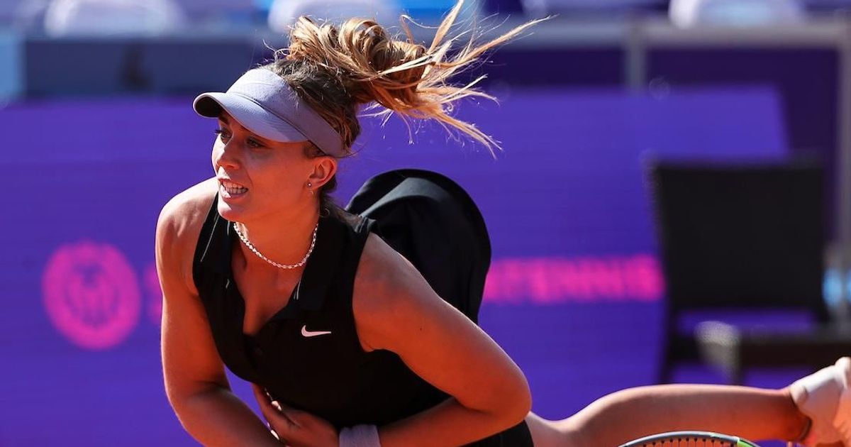 Badosa leads field into semis after busy day in Belgrade