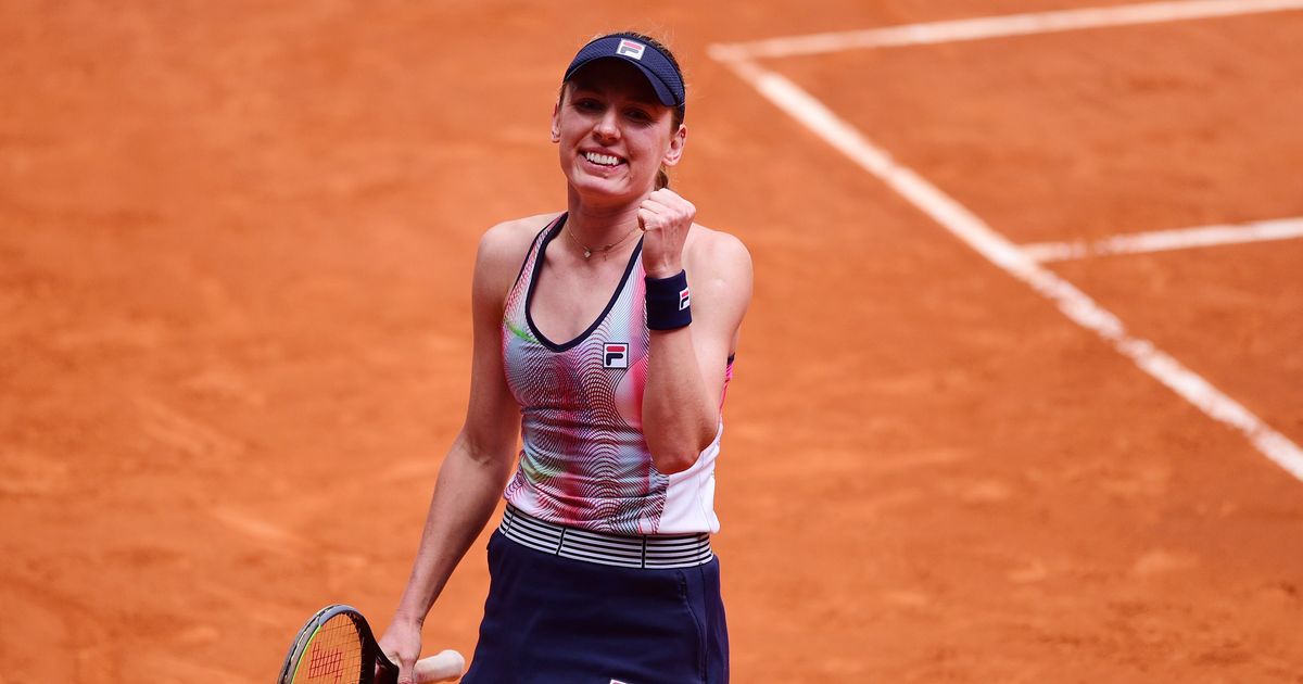 Madrid: Alexandrova powers past Anisimova to make biggest career SF