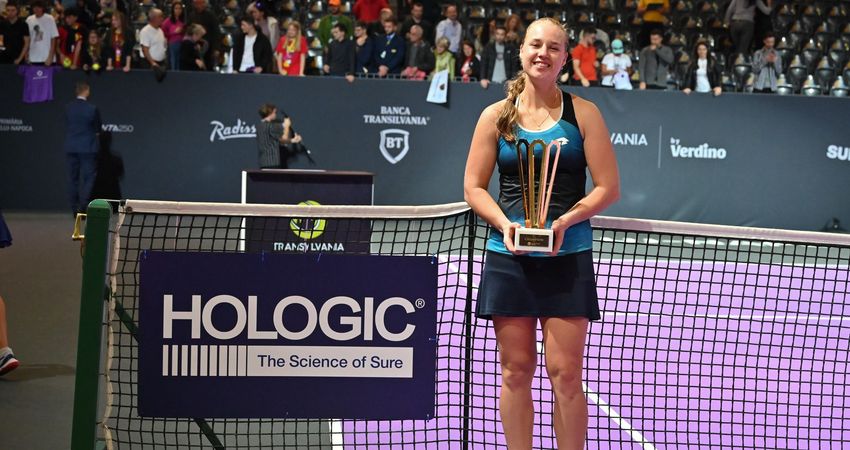 Blinkova vence a Paolini en Cluj-Napoca por su primer título de individuales de la WTA