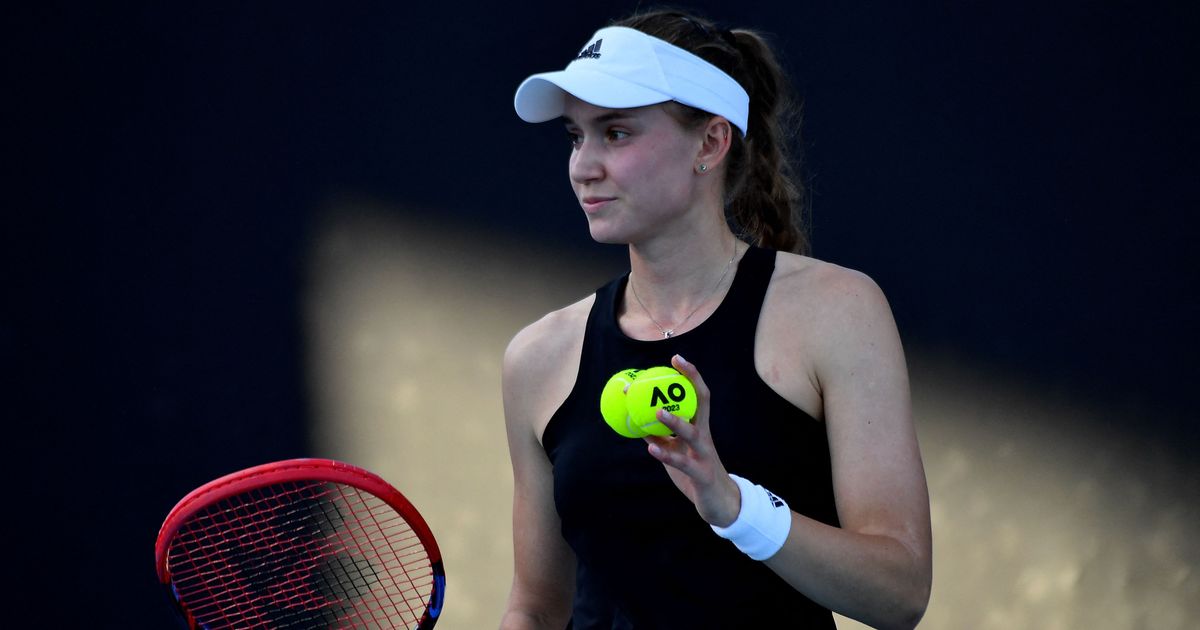 Australian Open: Rybakina advances past Cocciaretto to Round 2