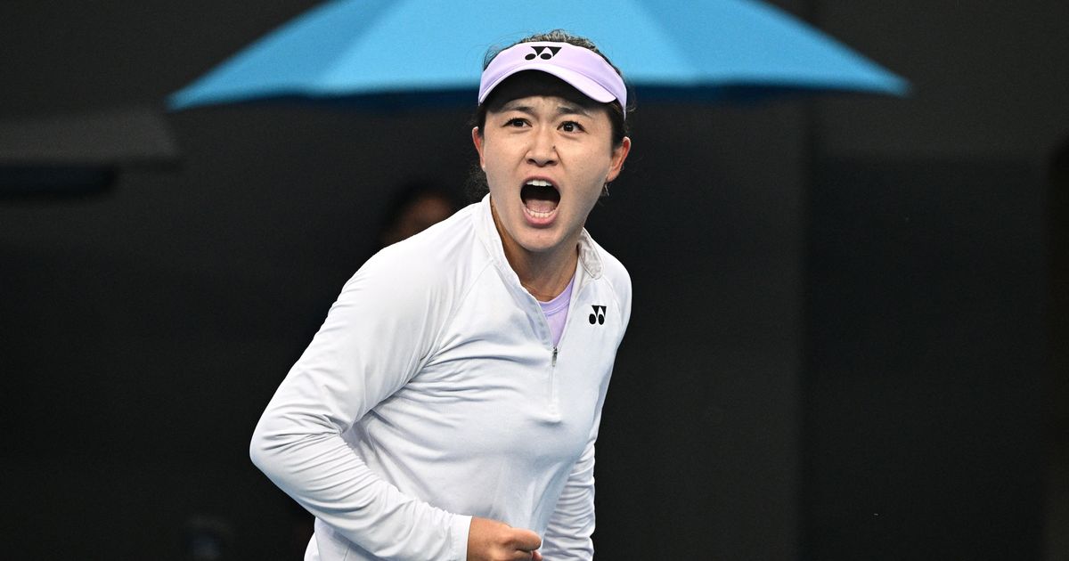 Australian Open: Zhu takes out Teichmann to reach first Slam R3