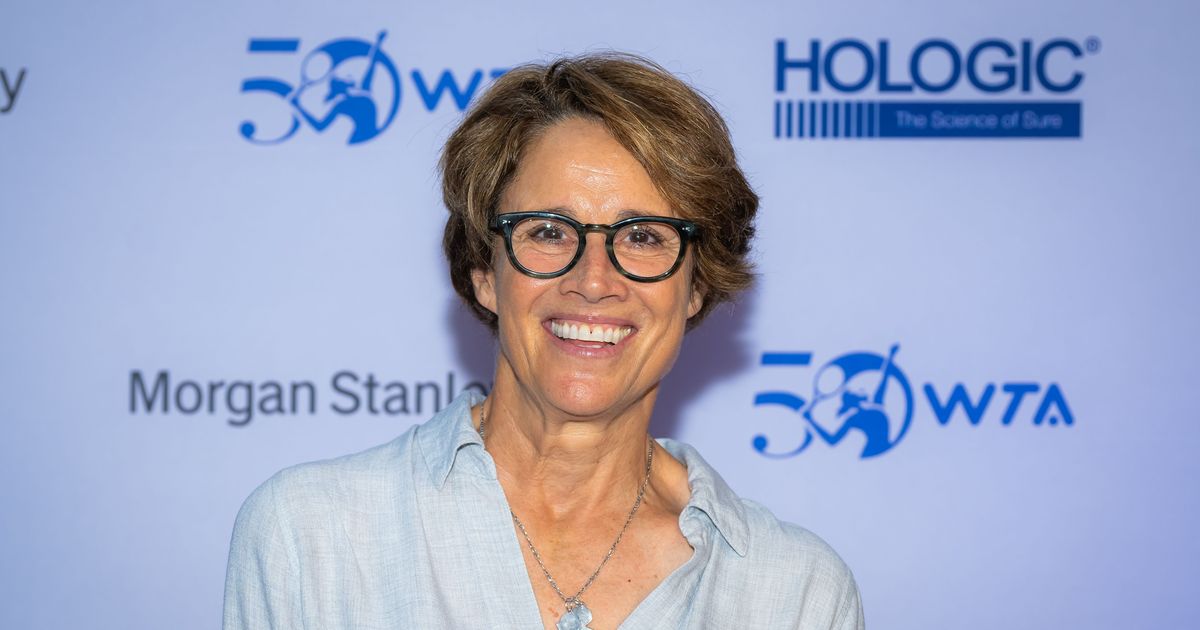 From hitting serves to serving insights, the incomparable Mary Carillo