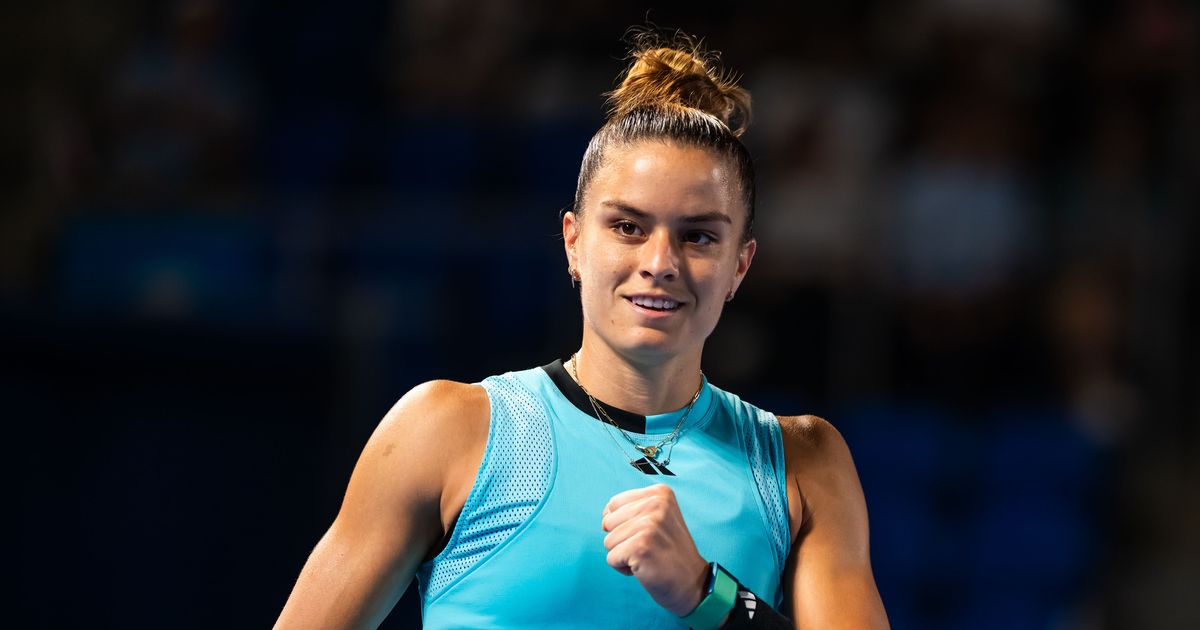 Sakkari bests Garcia for second straight week to make Tokyo semis