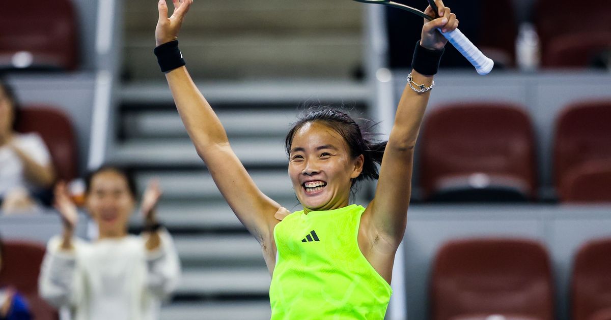 On home soil, Yuan overcomes Mertens for first career Top 30 win