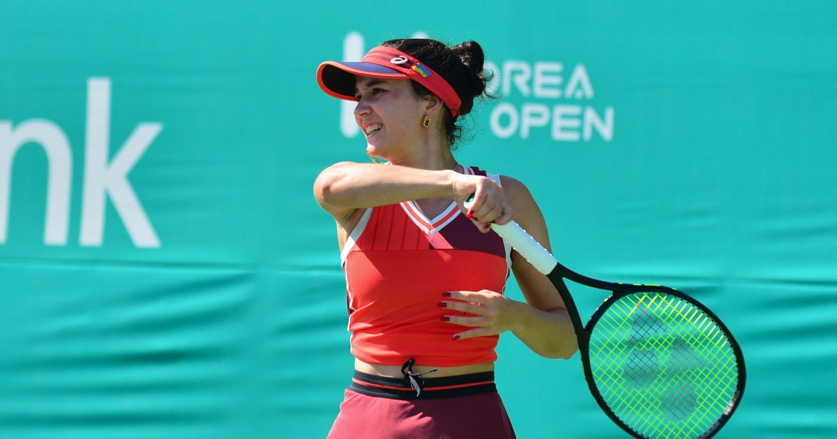 Lys advances past Schmiedlova into Seoul second round