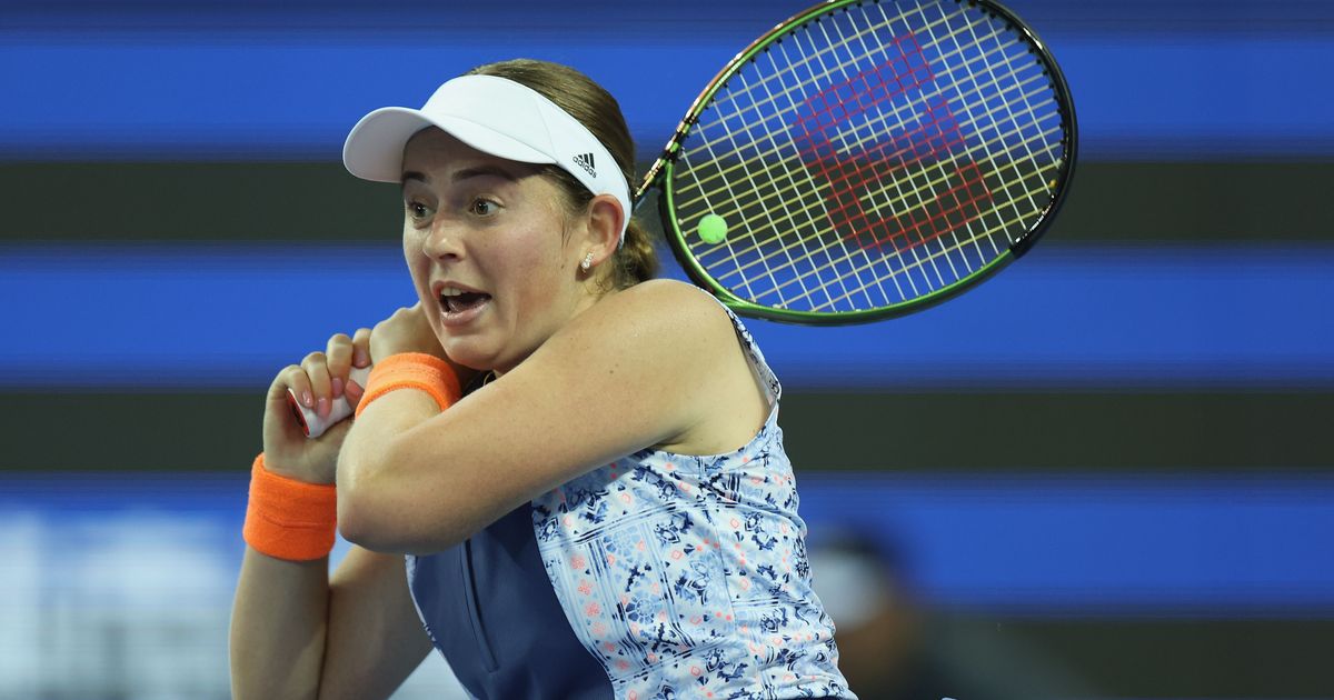 Ostapenko drops five games to Giorgi in season opener