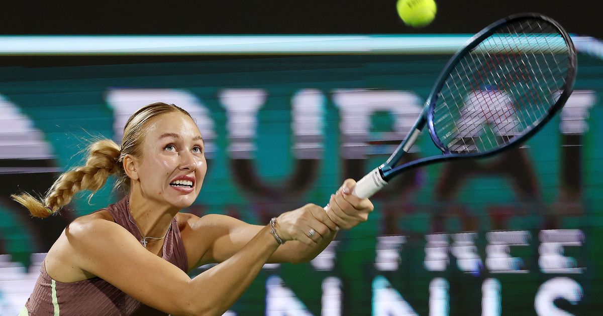 Potapova overhauls Zhu from a break down in the third set