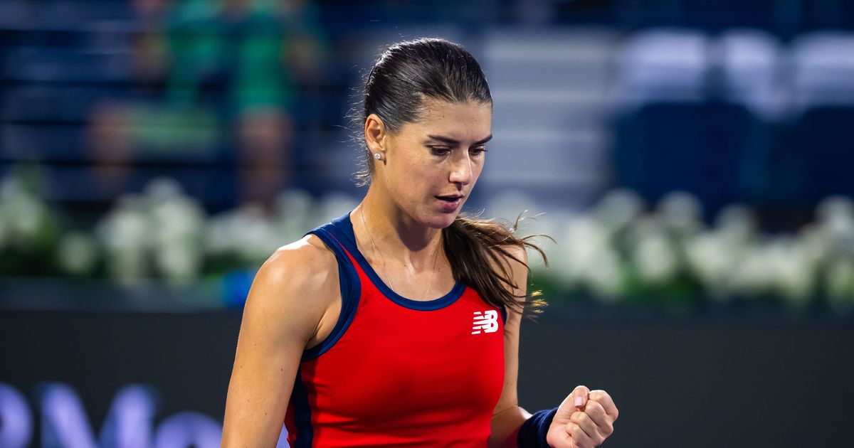 Cirstea ousts former champion Stephens in Miami second round