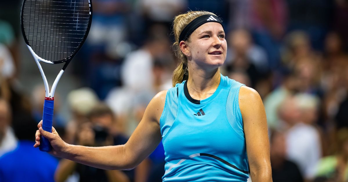 Muchova returns to practice after wrist surgery