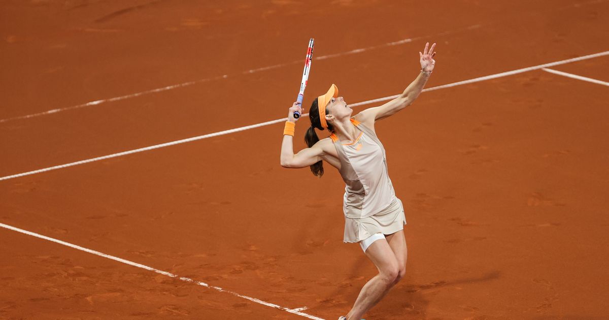 Retiring Cornet leads Roland Garros wild cards