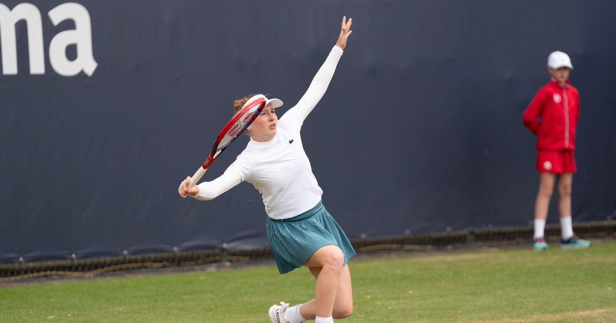 Naef returns to 's-Hertogenbosch Round 2 with three-set win vs. Mandlik