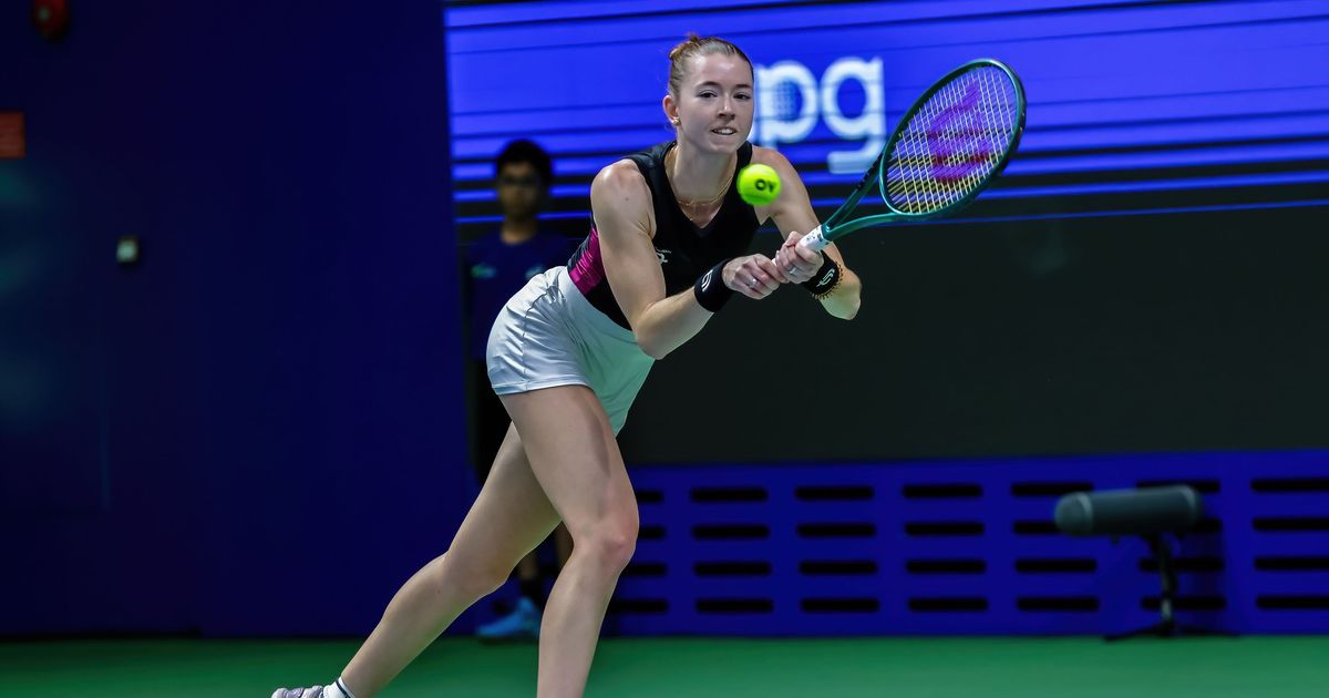 Waltert defeats Tomljanovic in Singapore for first WTA hard-court victory