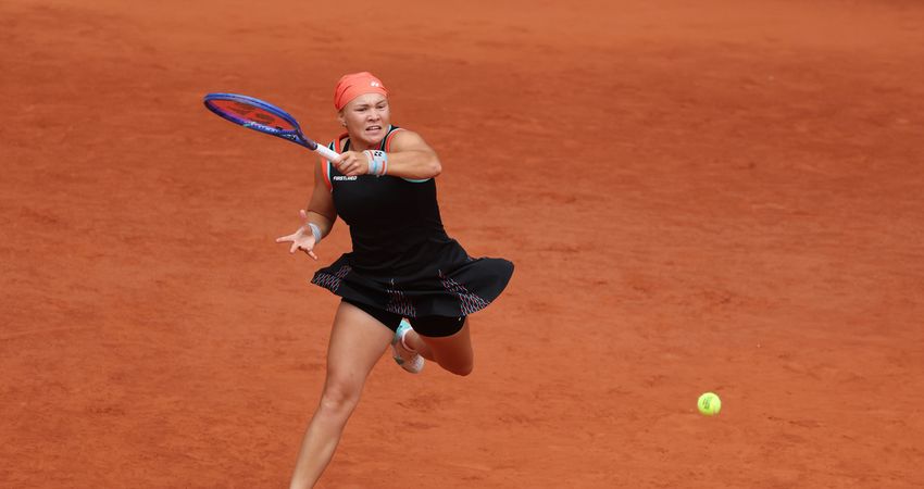 From 6-3, 4-1 down, Shnaider stuns Sabalenka to make first Slam semifinal