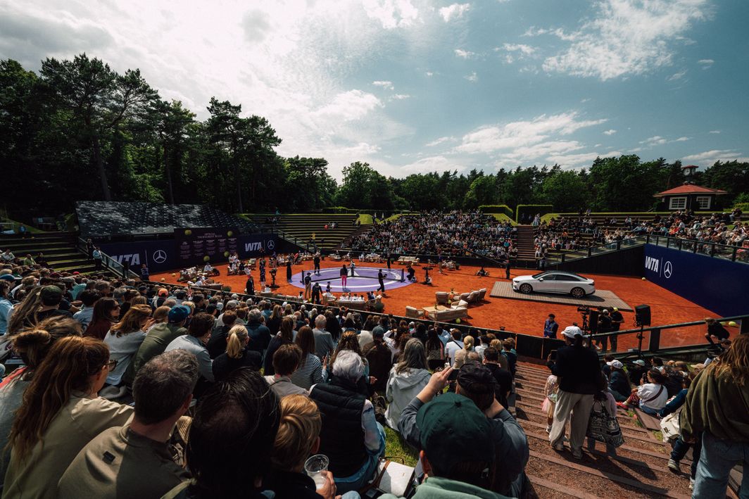 Mercedes-Benz, WTA launch first-ever star-shaped court in Berlin