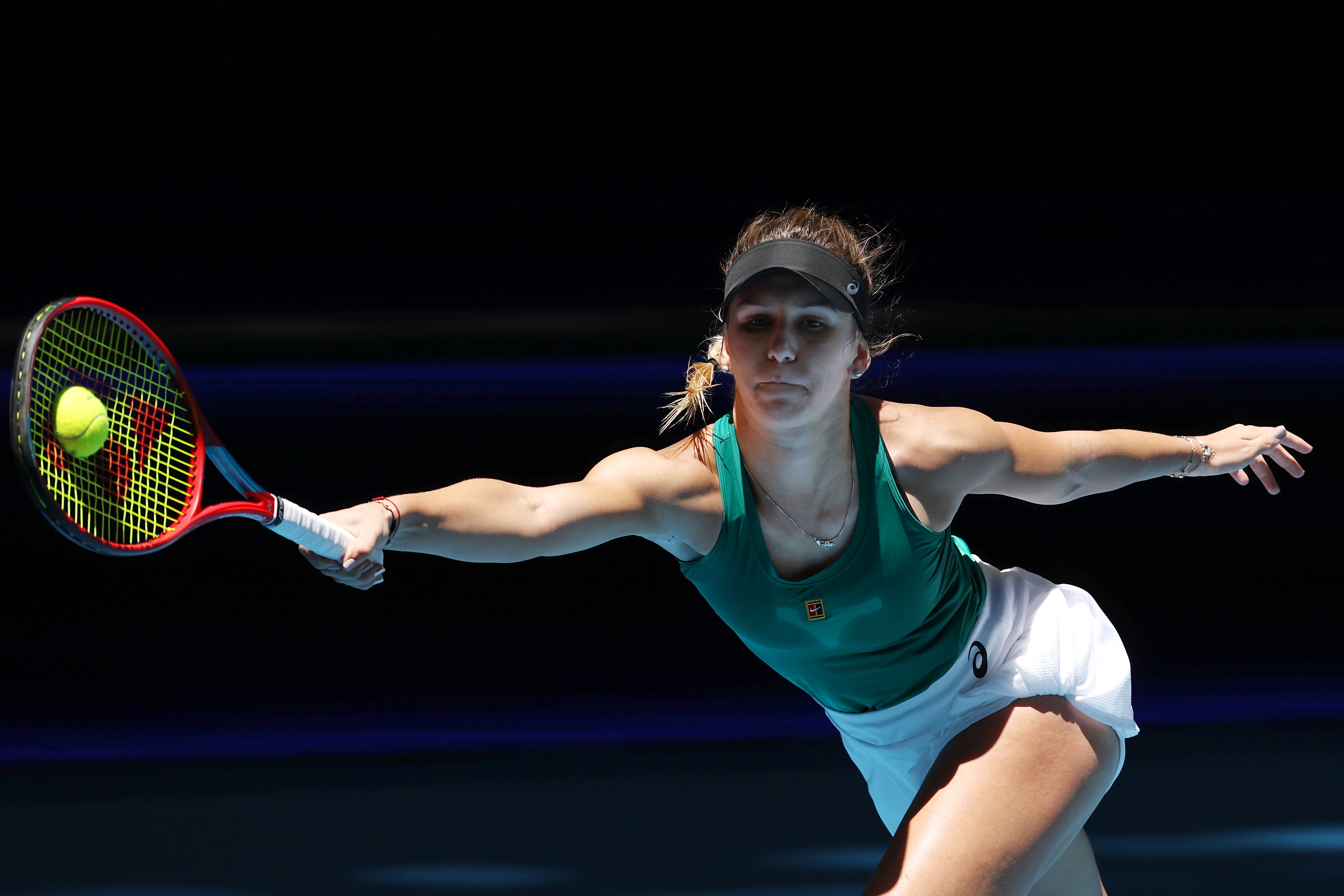 Hot Shot: Topalova pulls off a perfect pass against Mertens