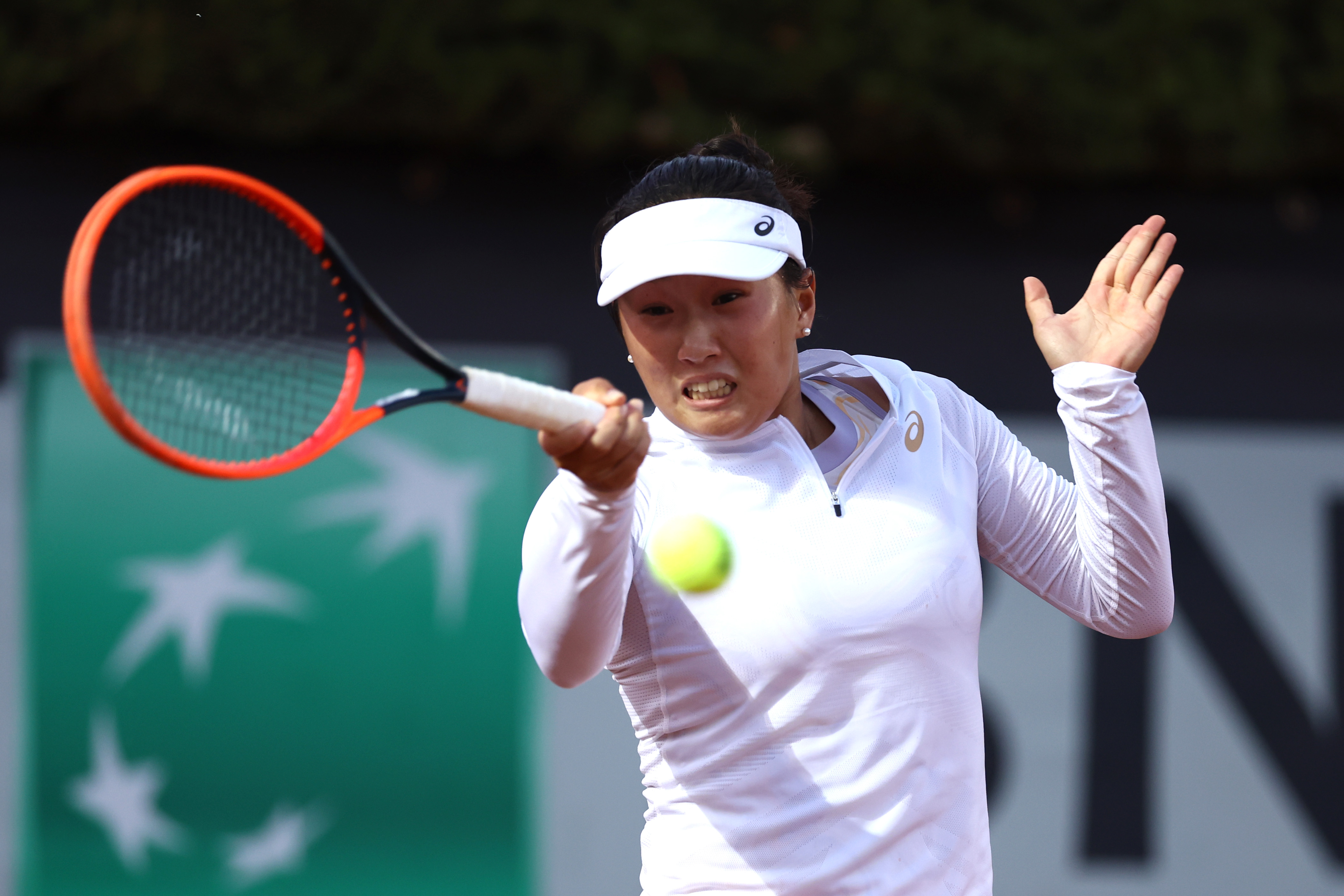 Rome: Liu recovers to defeat wild card Rosatello in three sets