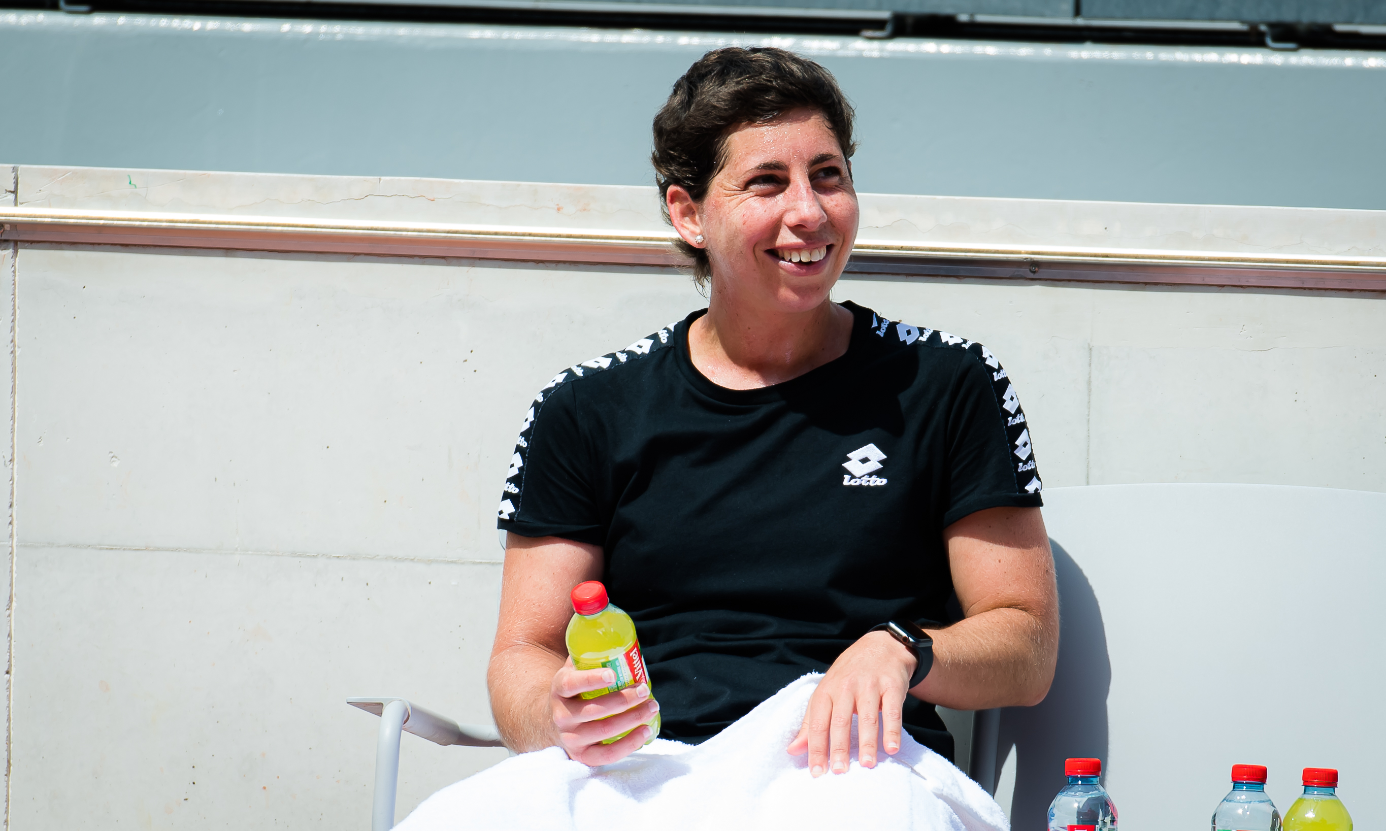 Suárez Navarro announces birth of twin daughters