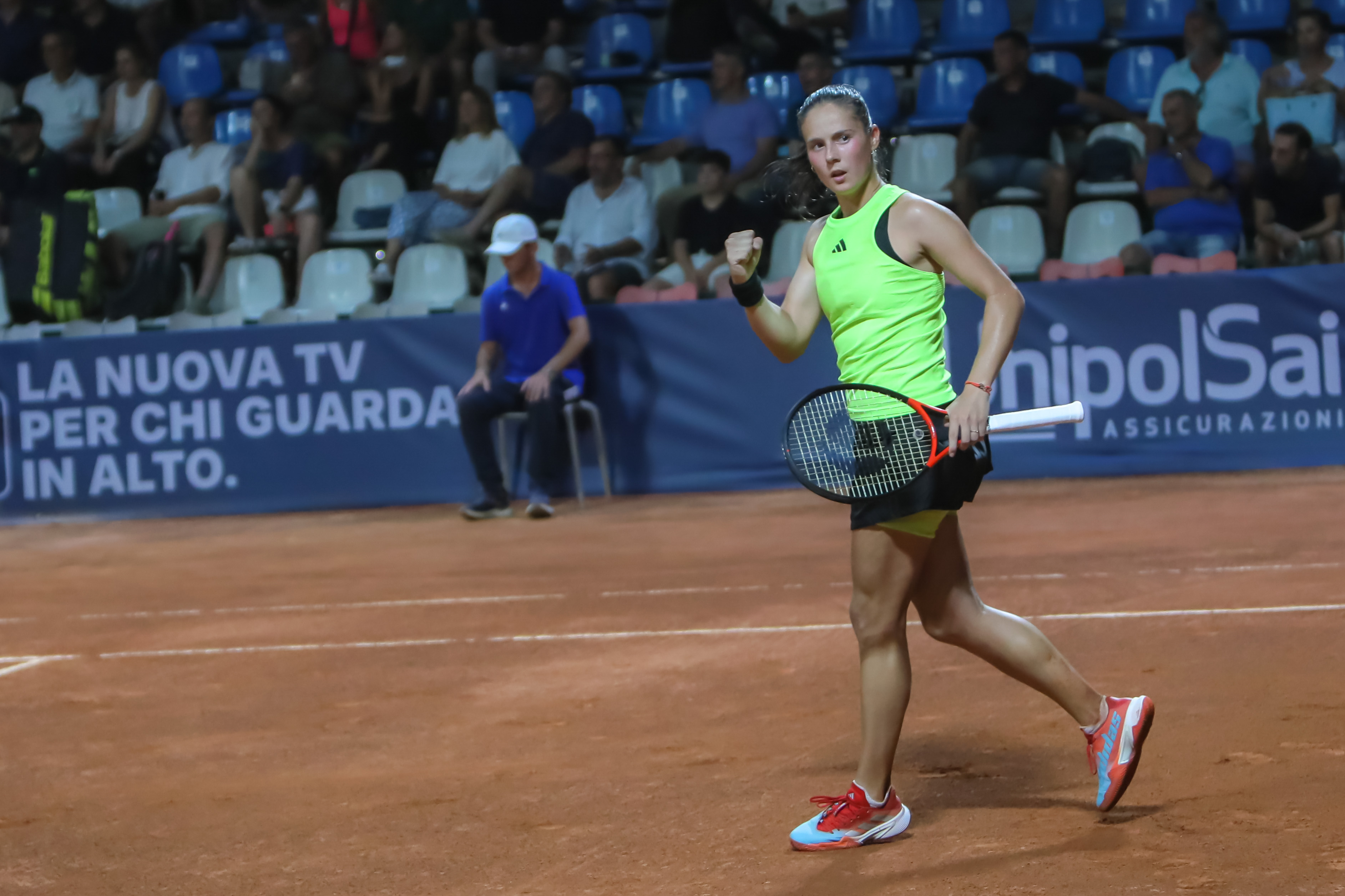 Palermo: Kasatkina holds off home hope Trevisan in three-set opener