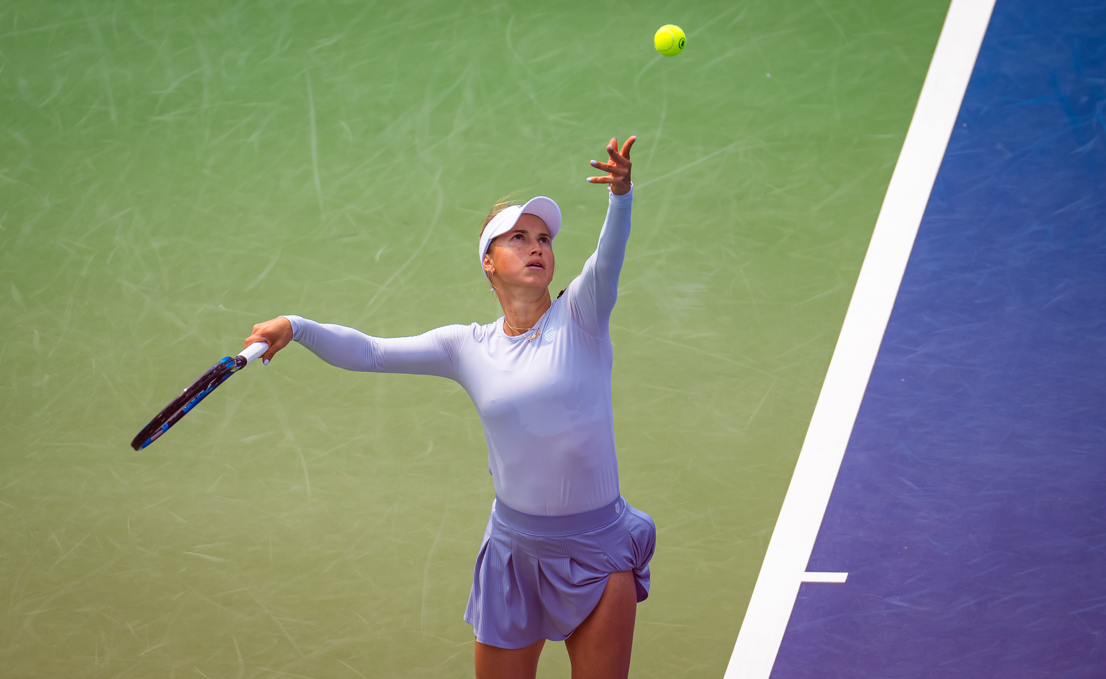 Putintseva advances past Shnaider to Osaka second round