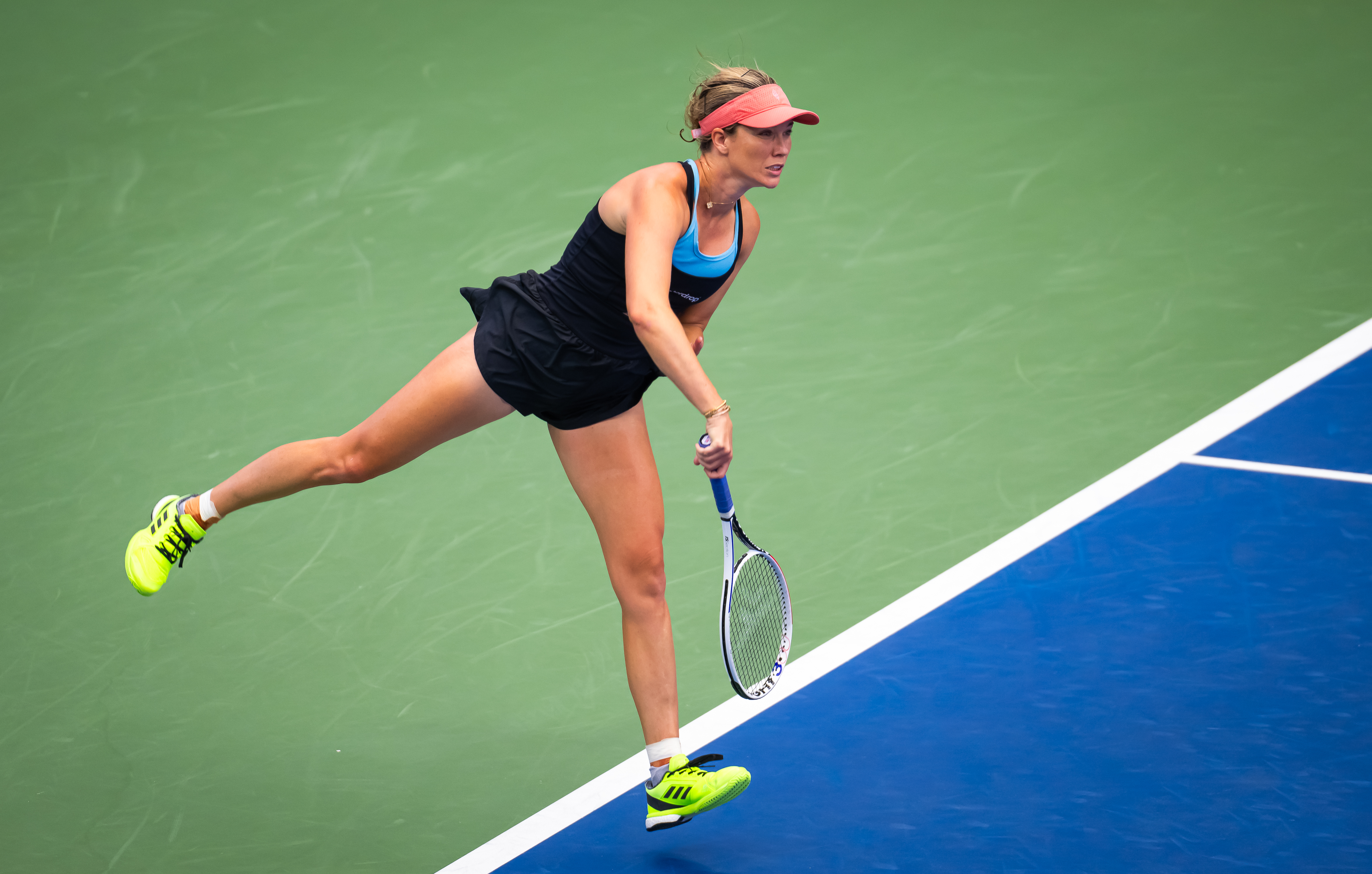 Collins eases past Chirico into San Diego second round