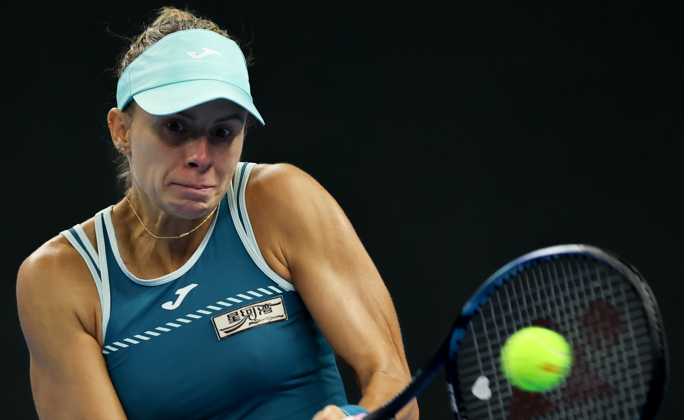 Linette beats former champion Azarenka in Beijing