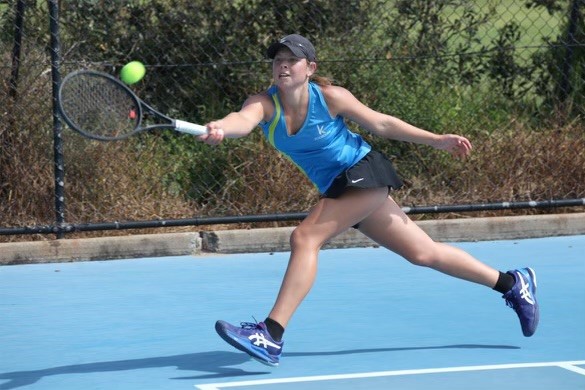 Ashlee Narker won't let profound hearing loss define her tennis success