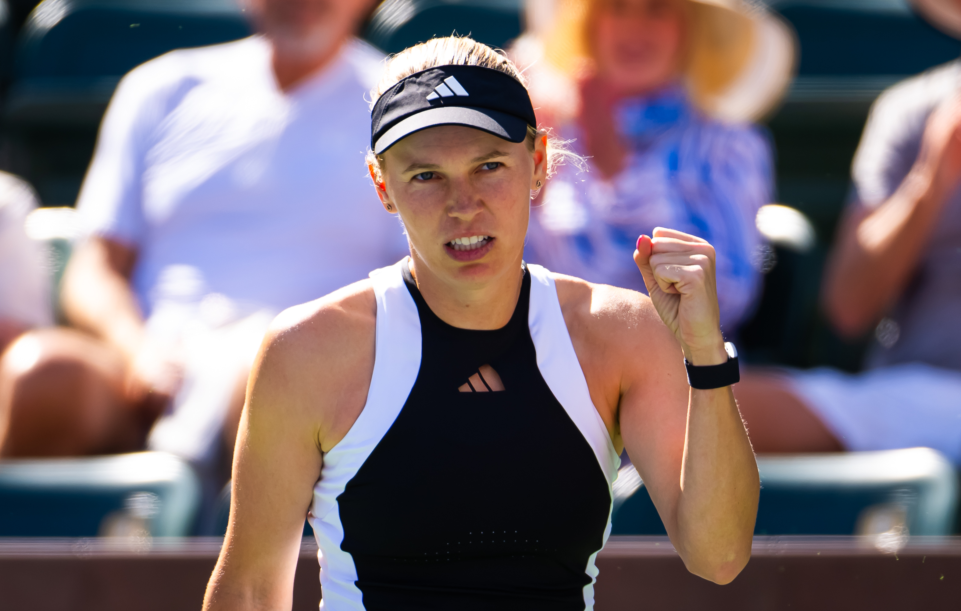 Wozniacki wins, Venus Williams falls in Indian Wells returns