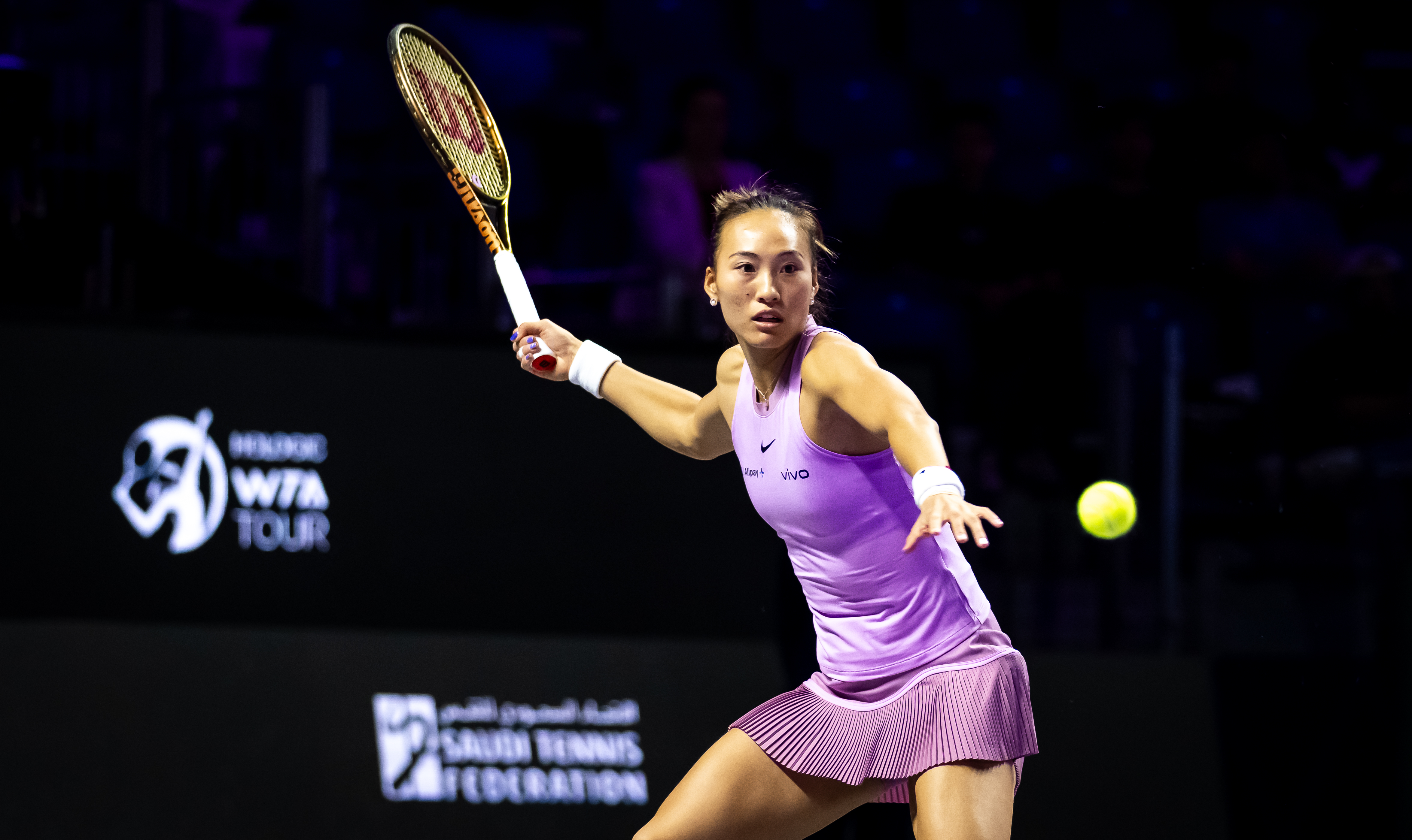 WTA Finals Day 5 preview: Zheng and Paolini square off with semis on ...