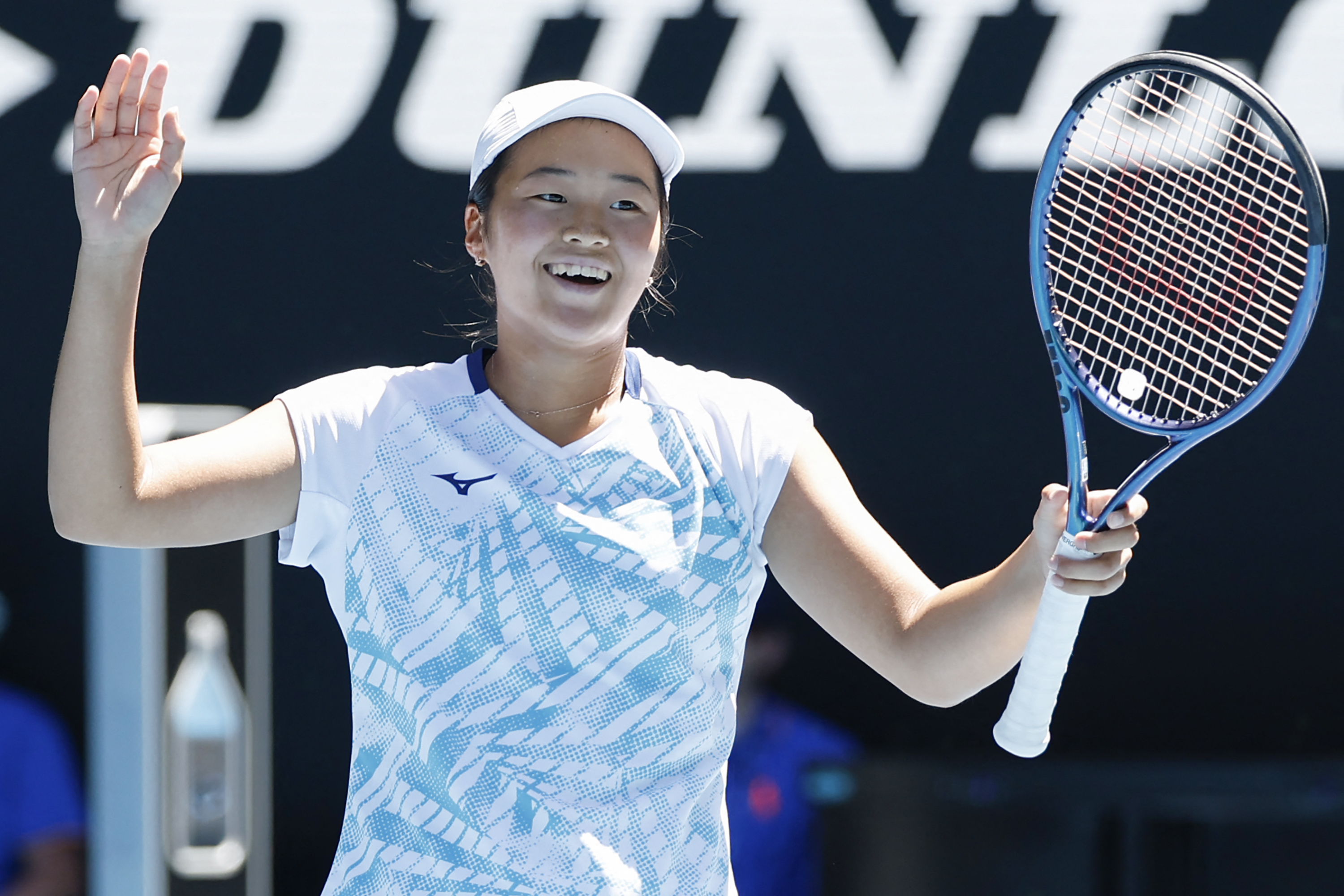 Sonobe becomes first Japanese player to win Australian Open girls' singles