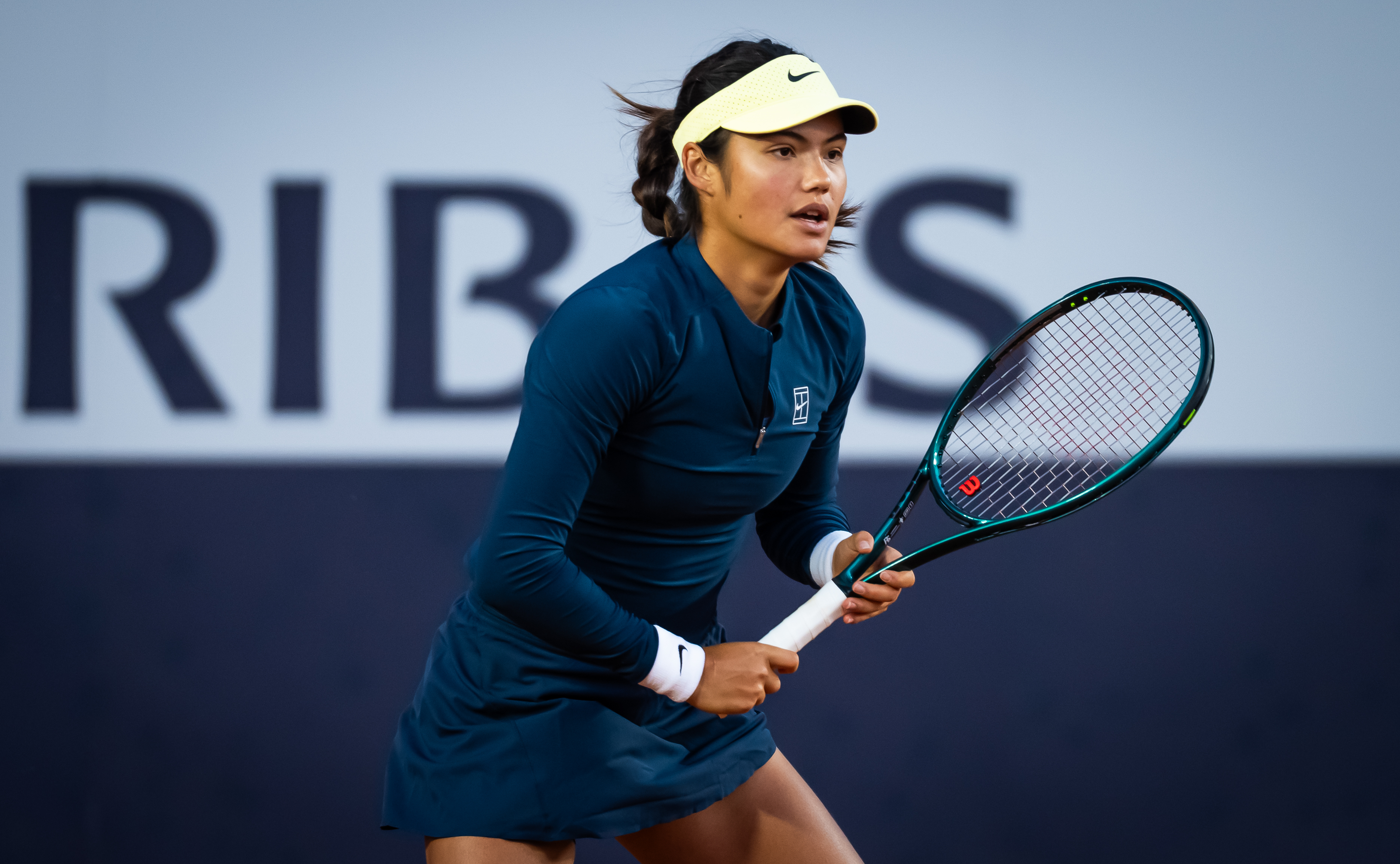 After nearly three hours, Raducanu grinds out first-round win in Rome
