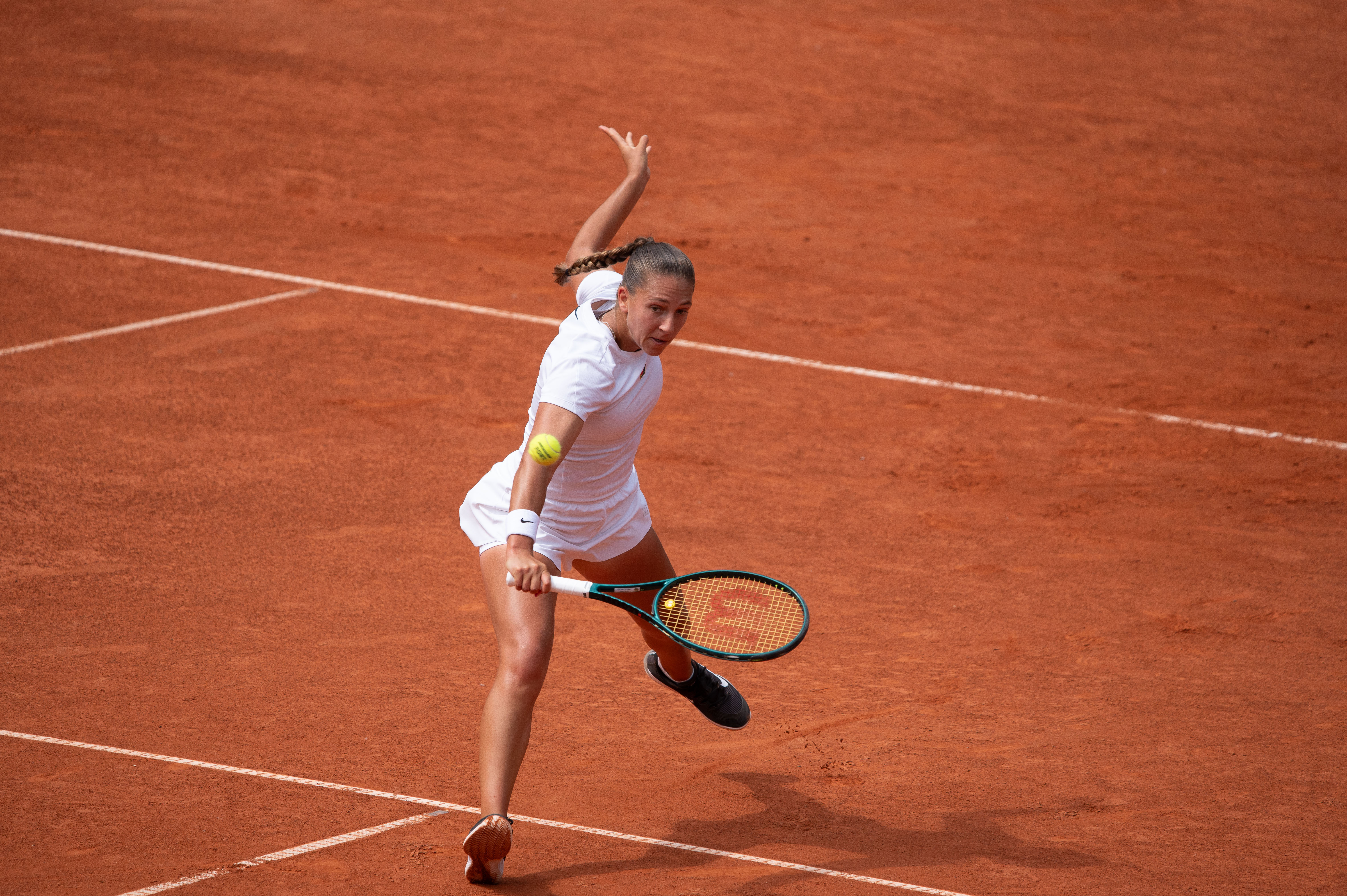 Parry saves two match points to best Wuerth in marathon Hamburg opener