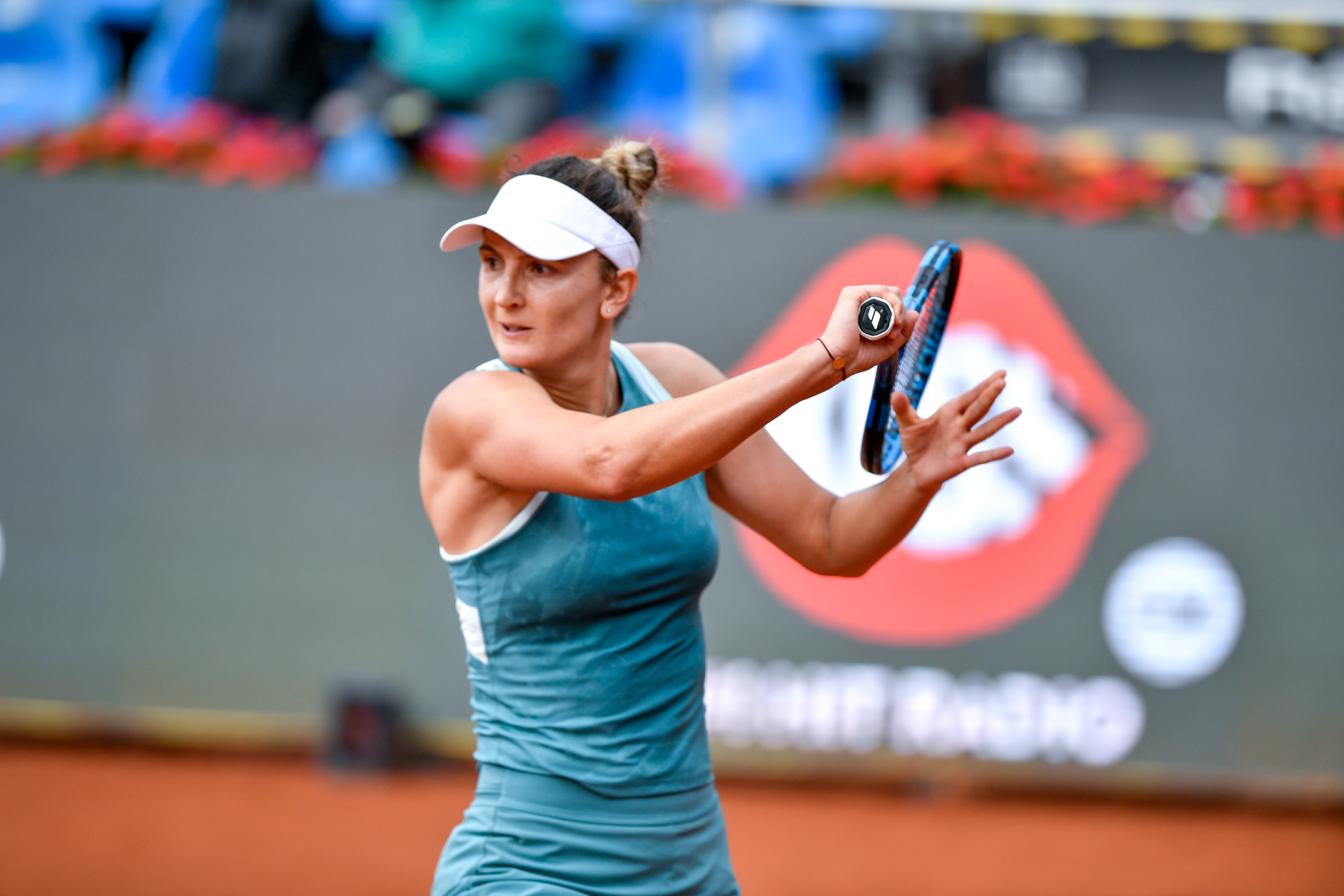 Begu escapes qualifier Siskova to make Iasi semis on home soil