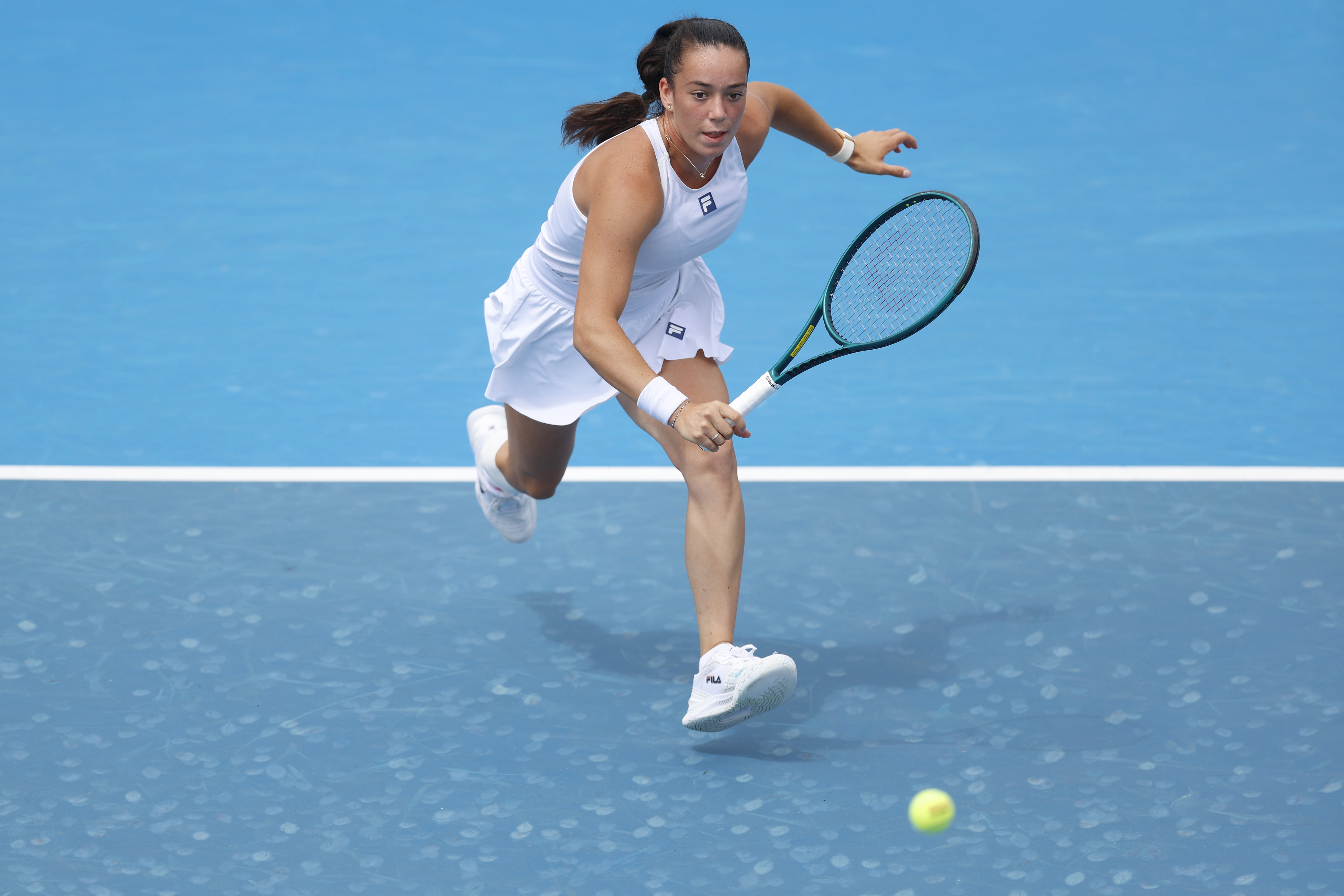 Valentova passes Ito test in Prague opener, extends winning streak to six