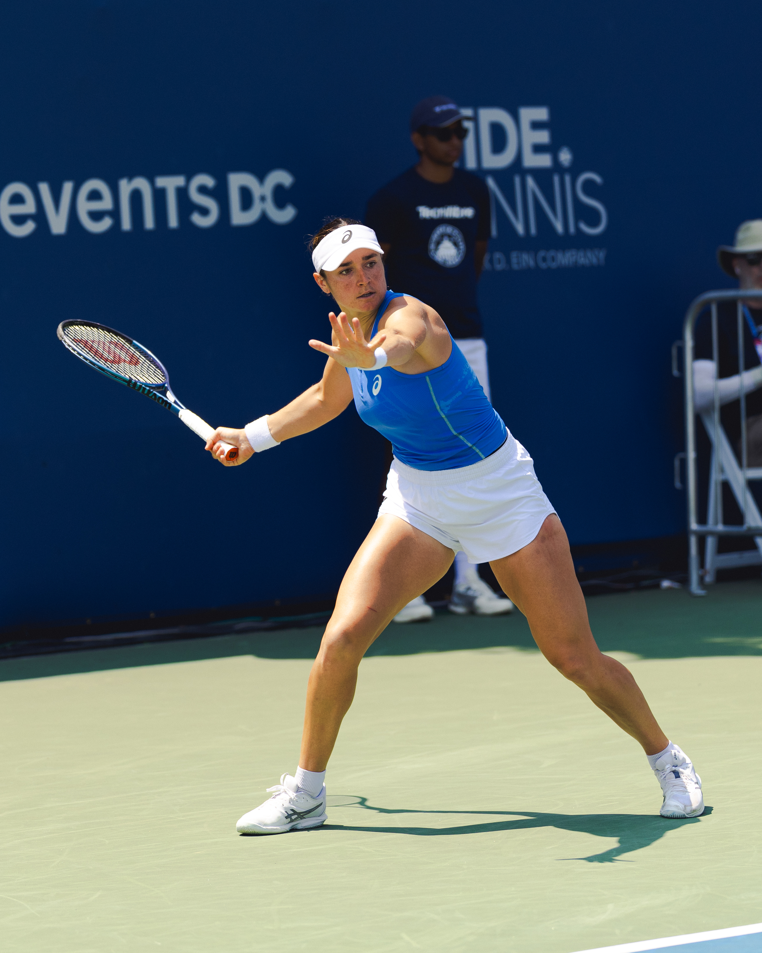 Dolehide battles past Kessler in all-American three-setter in Washington