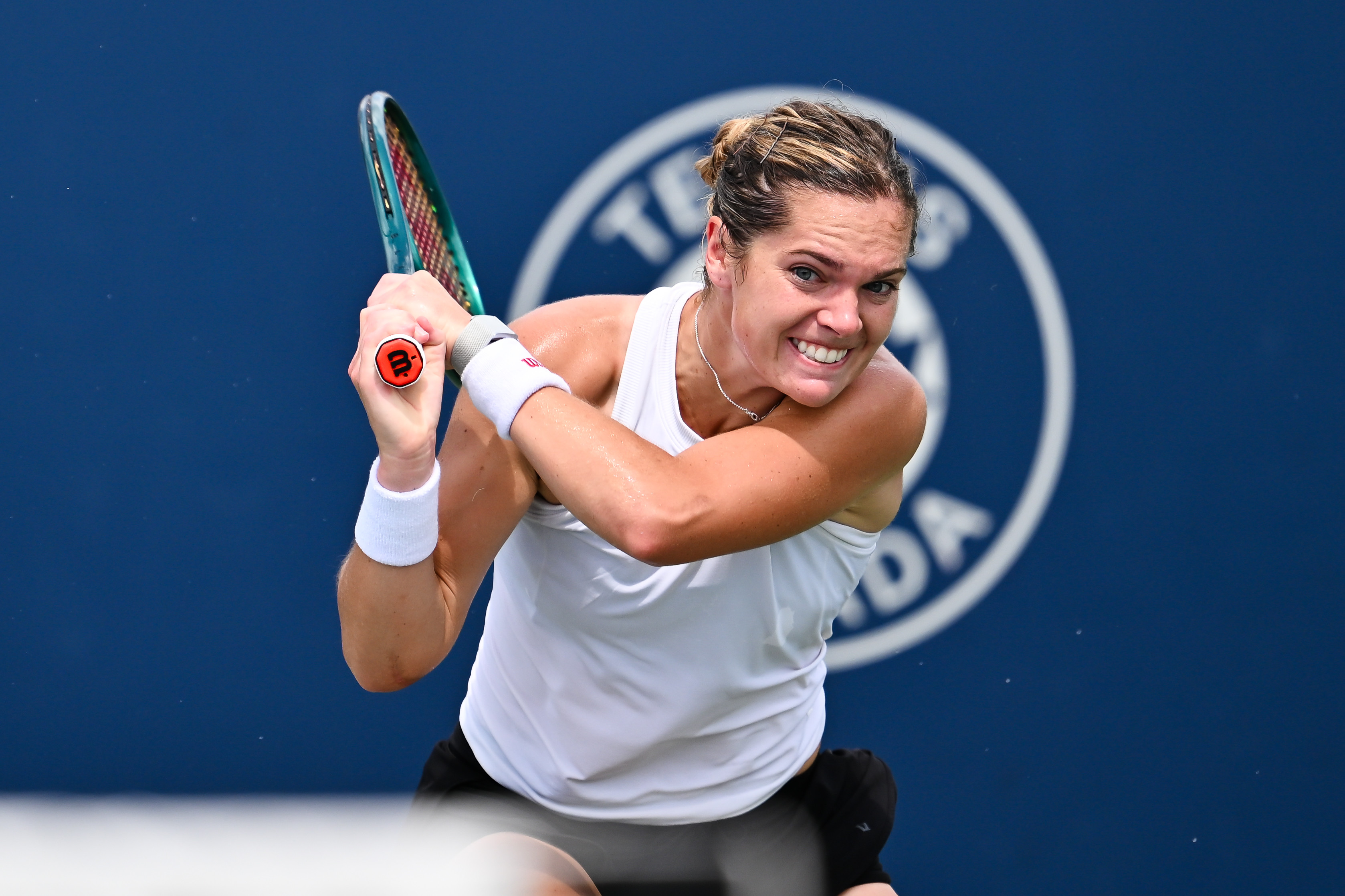 McNally saves two match points vs. Parks, extends winning streak to 11