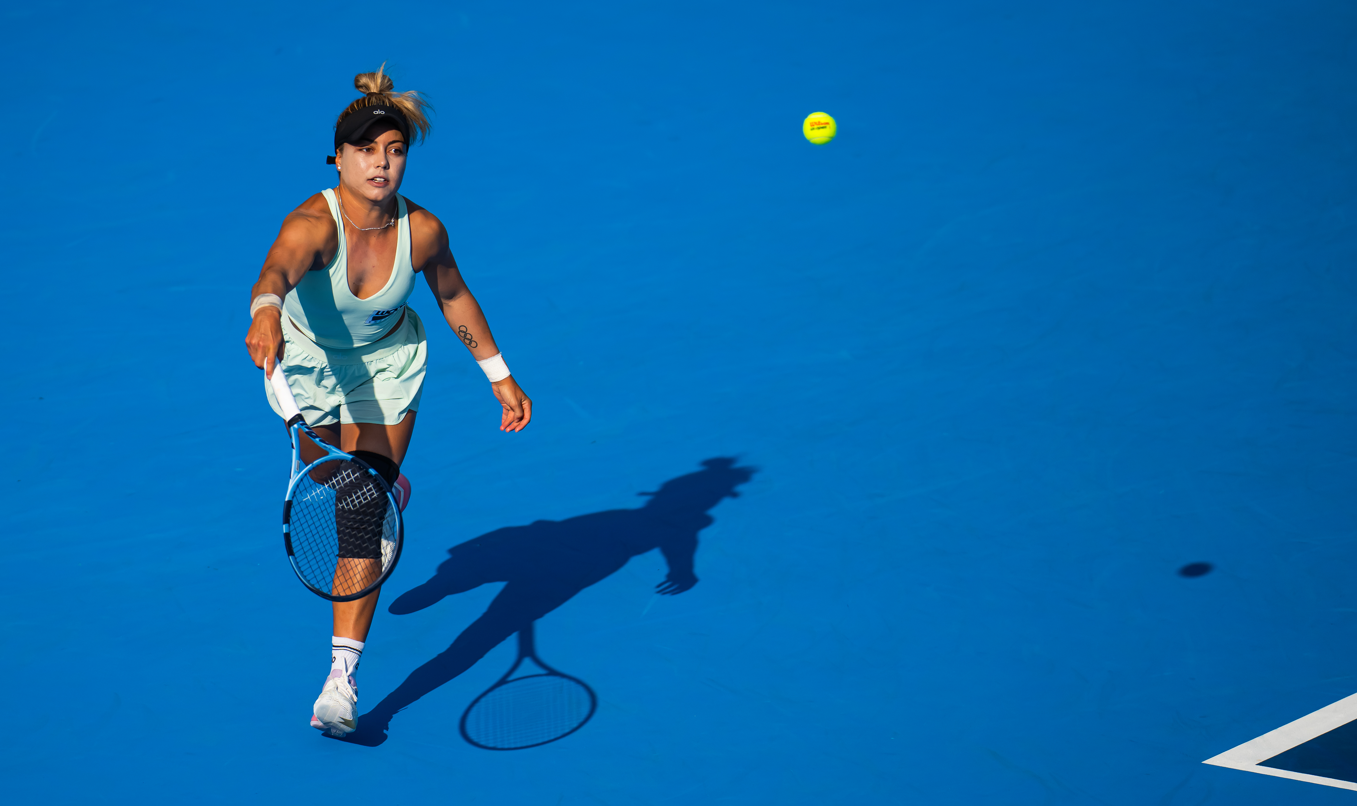 Zarazua outlasts former champ Stephens in Auckland three-setter