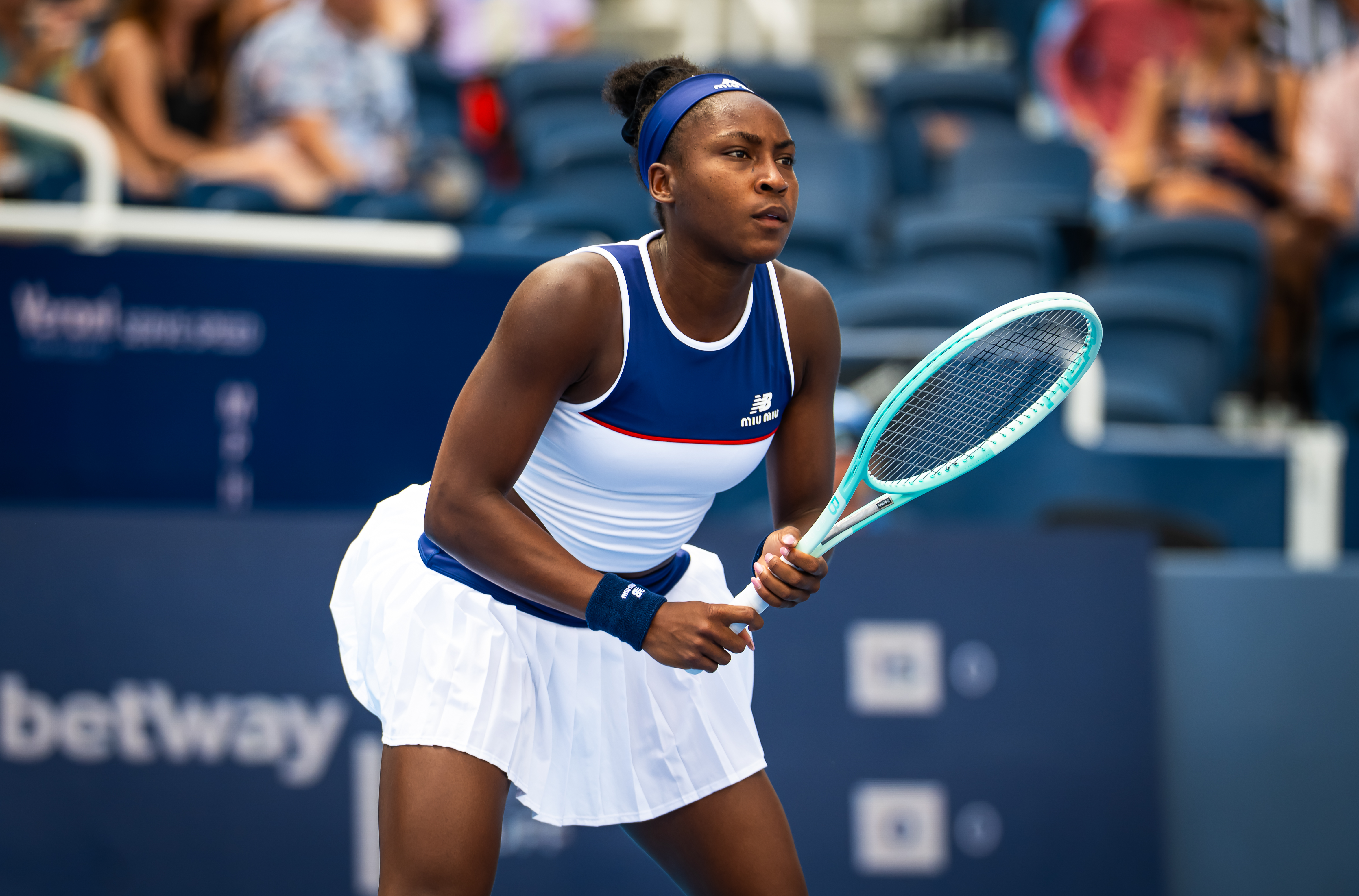 SEE IT: Coco shows off latest custom kit in Cincinnati