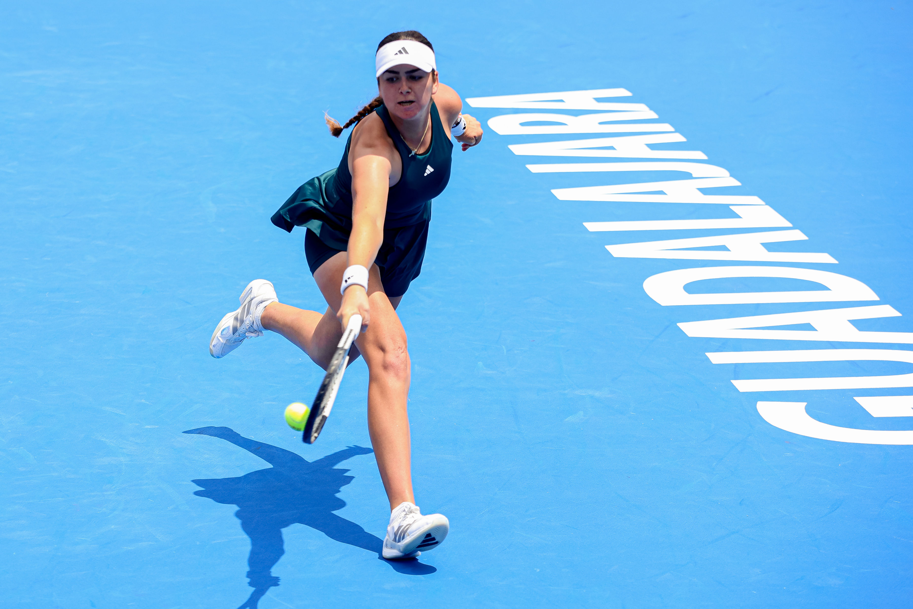 Stakusic knocks Ostapenko out of Guadalajara for second year running