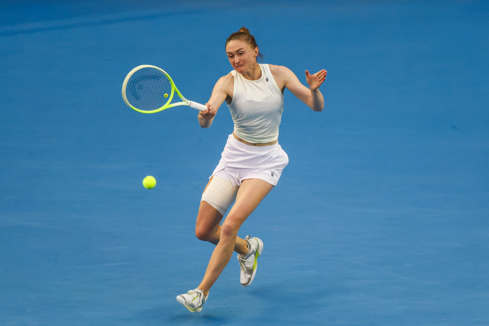 From a set and a break down, Sasnovich stuns Osaka in Beijing