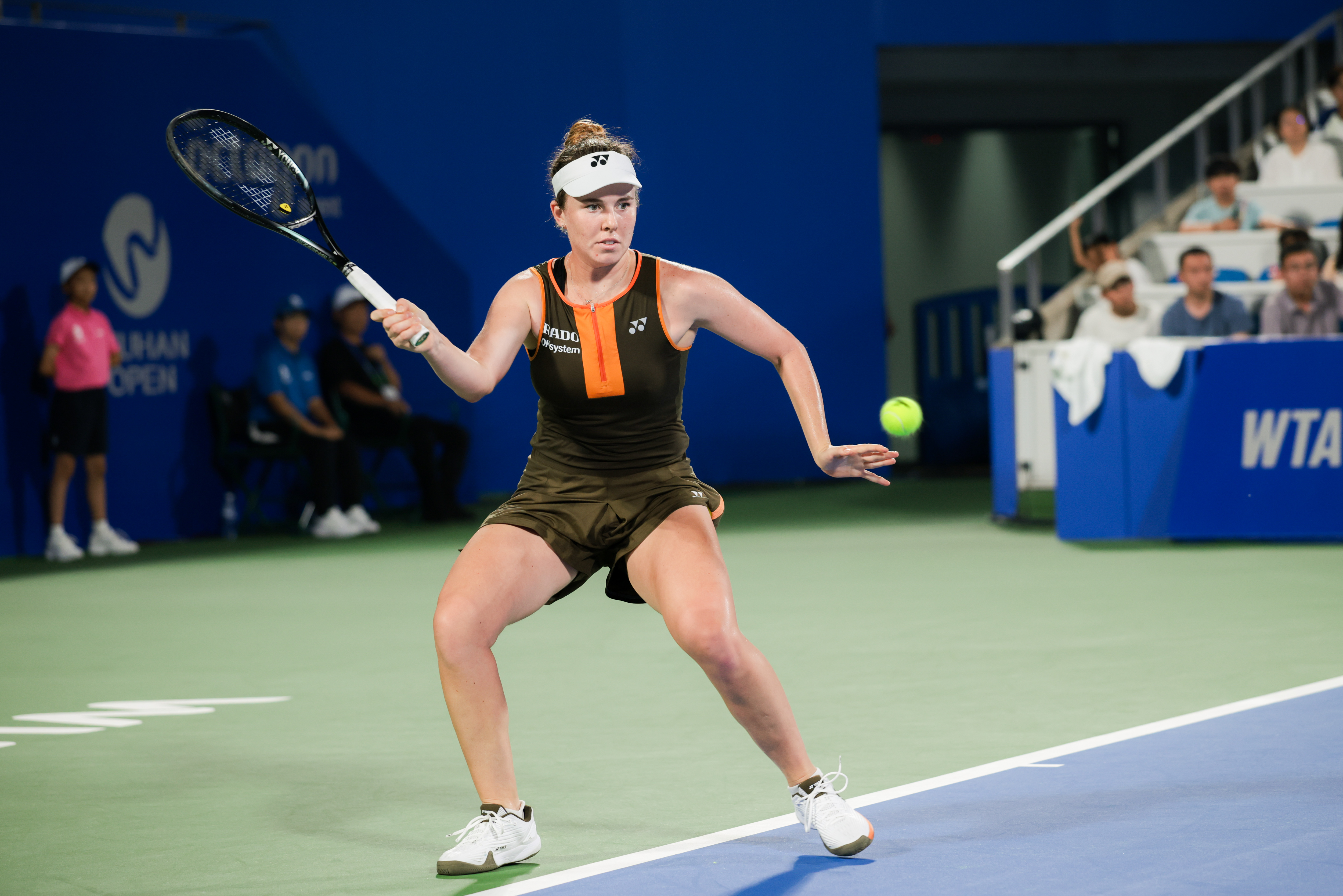 Noskova carries momentum from Beijing to beat Osaka in Wuhan