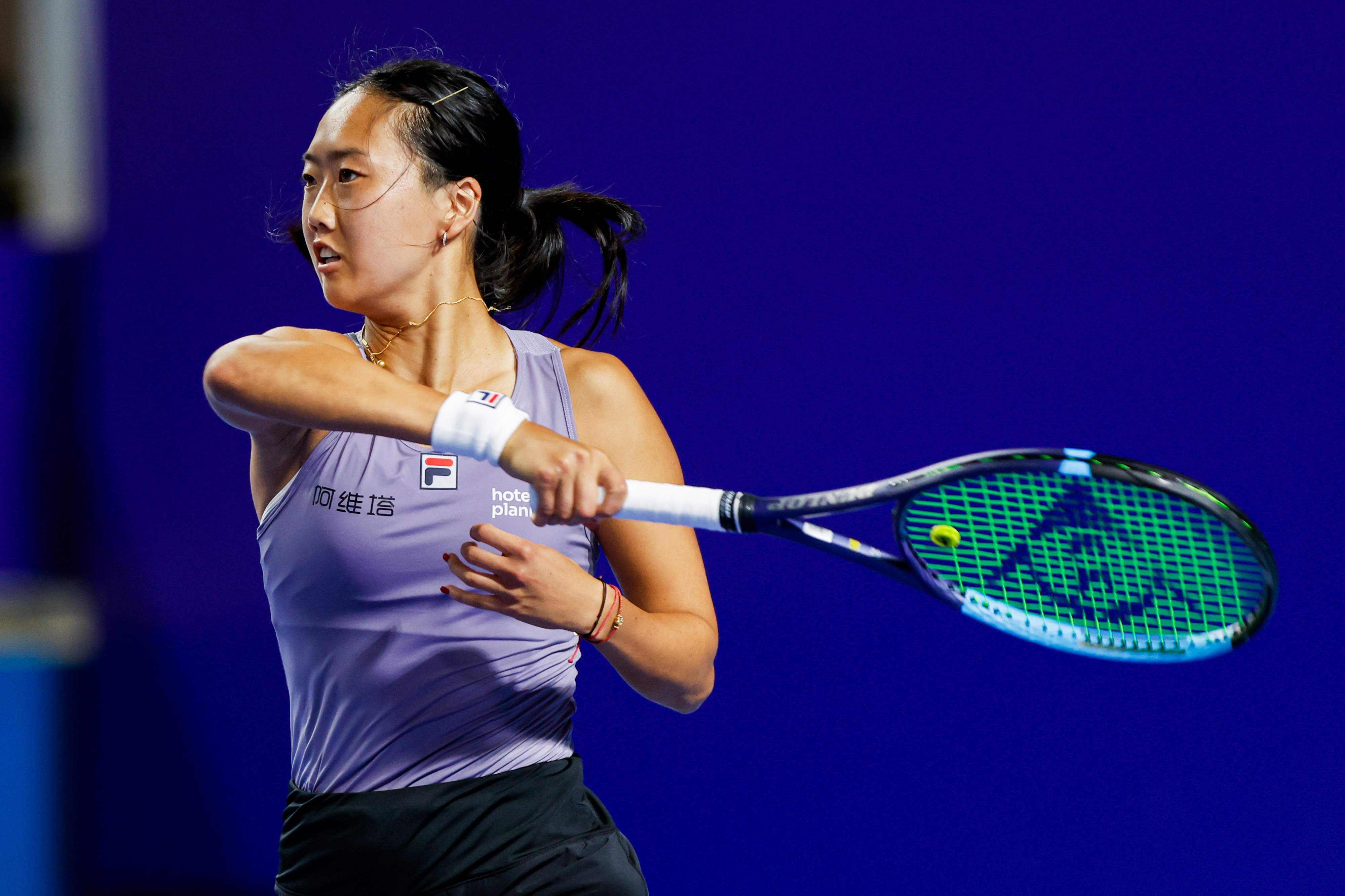 Li passes Cocciaretto test in Guangzhou to make third semifinal of 2025