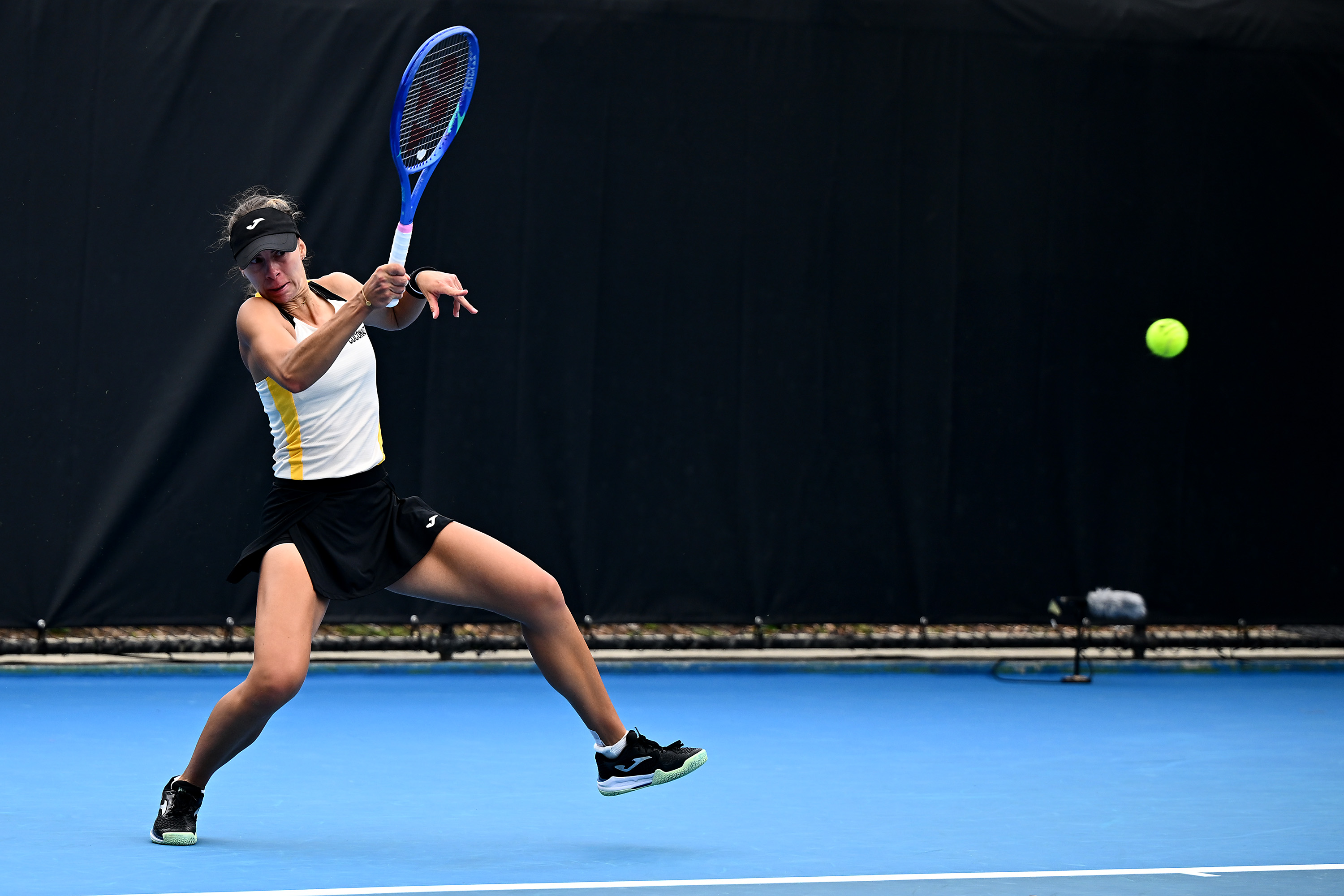 Hot shot: Magda Linette's forehand squash shot on the run in Hobart