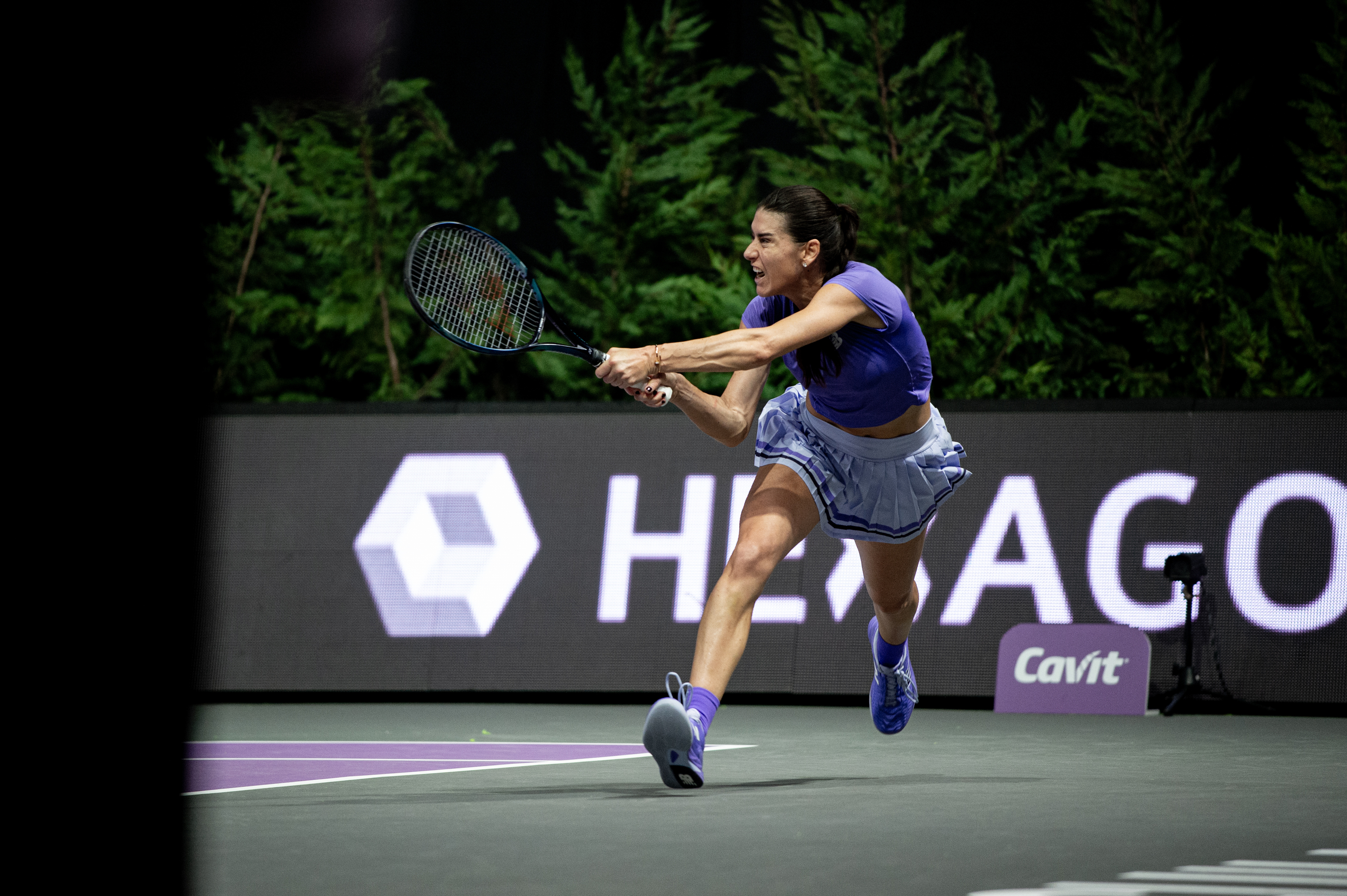 On home soil, Cirstea tops Snigur in Cluj-Napoca; into eighth career final