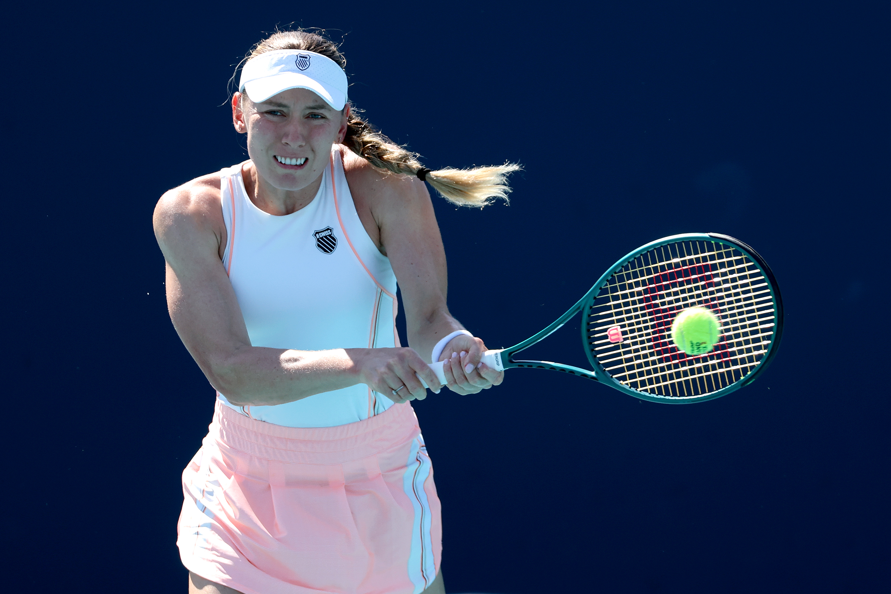 Alexandrova snaps skid with Miami win over Tagger