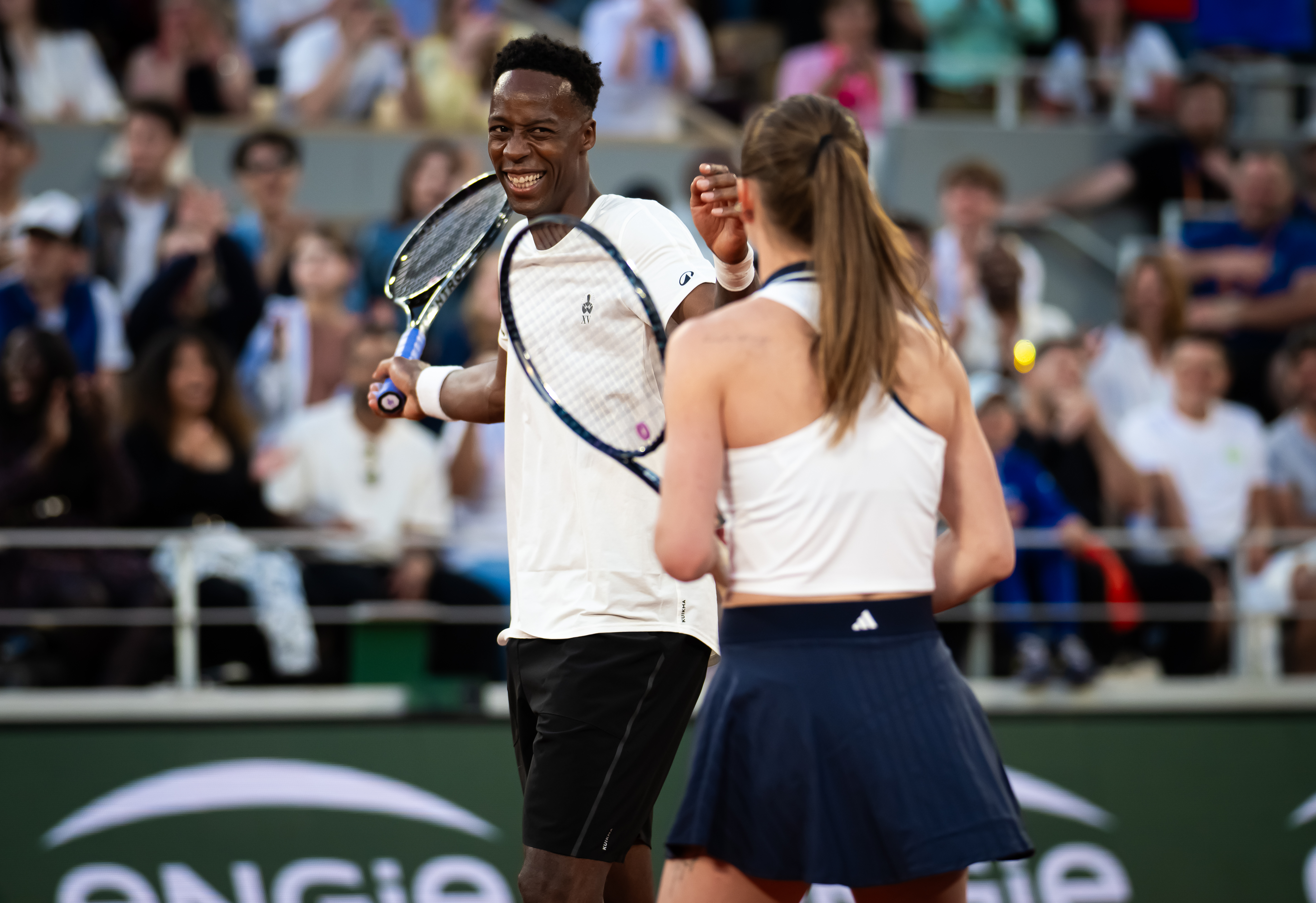 Osaka, Svitolina honor Monfils as his farewell season hits native Paris