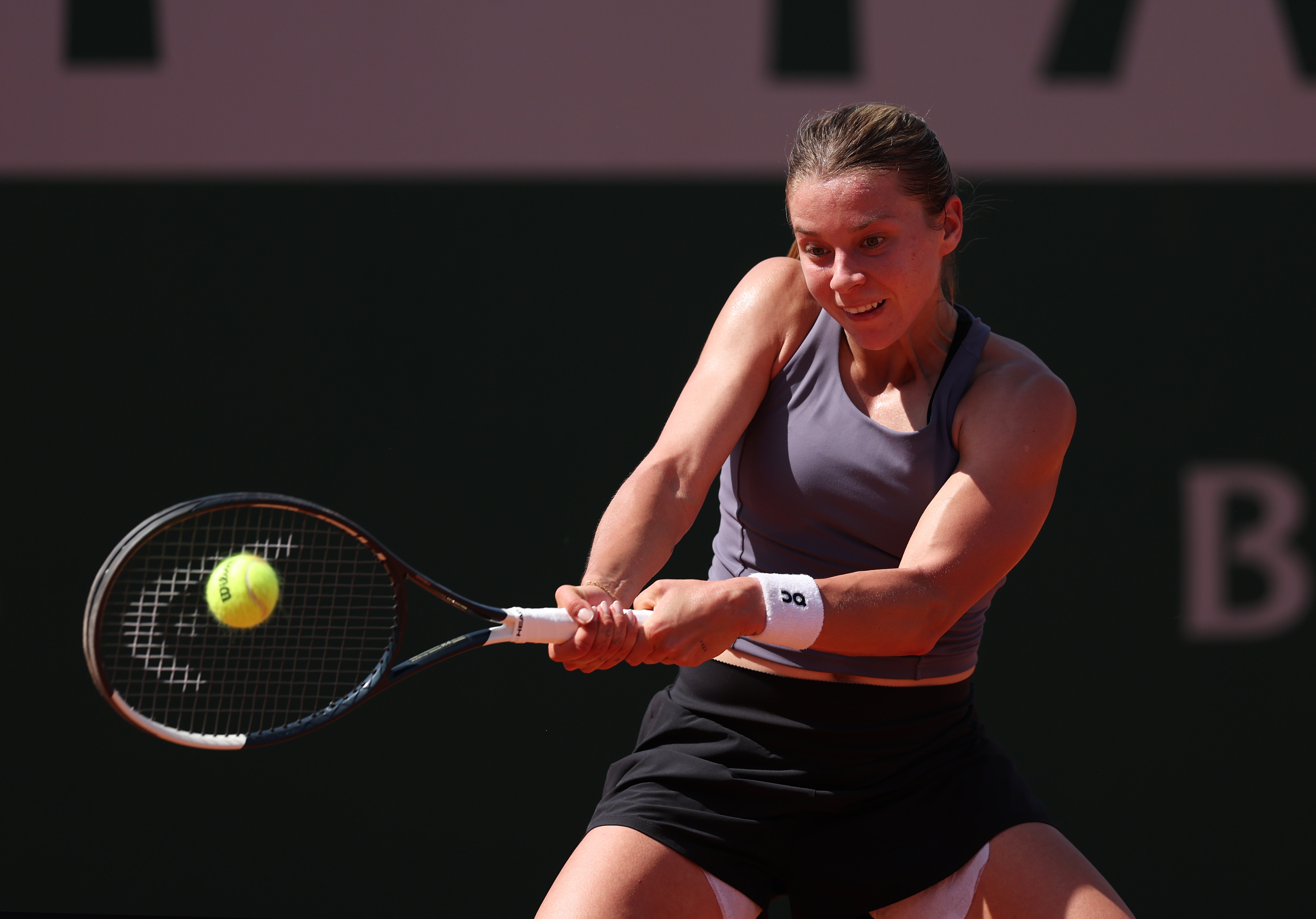 Takeaways: Chwalinska upsets Zheng as Paolini advances at Roland Garros