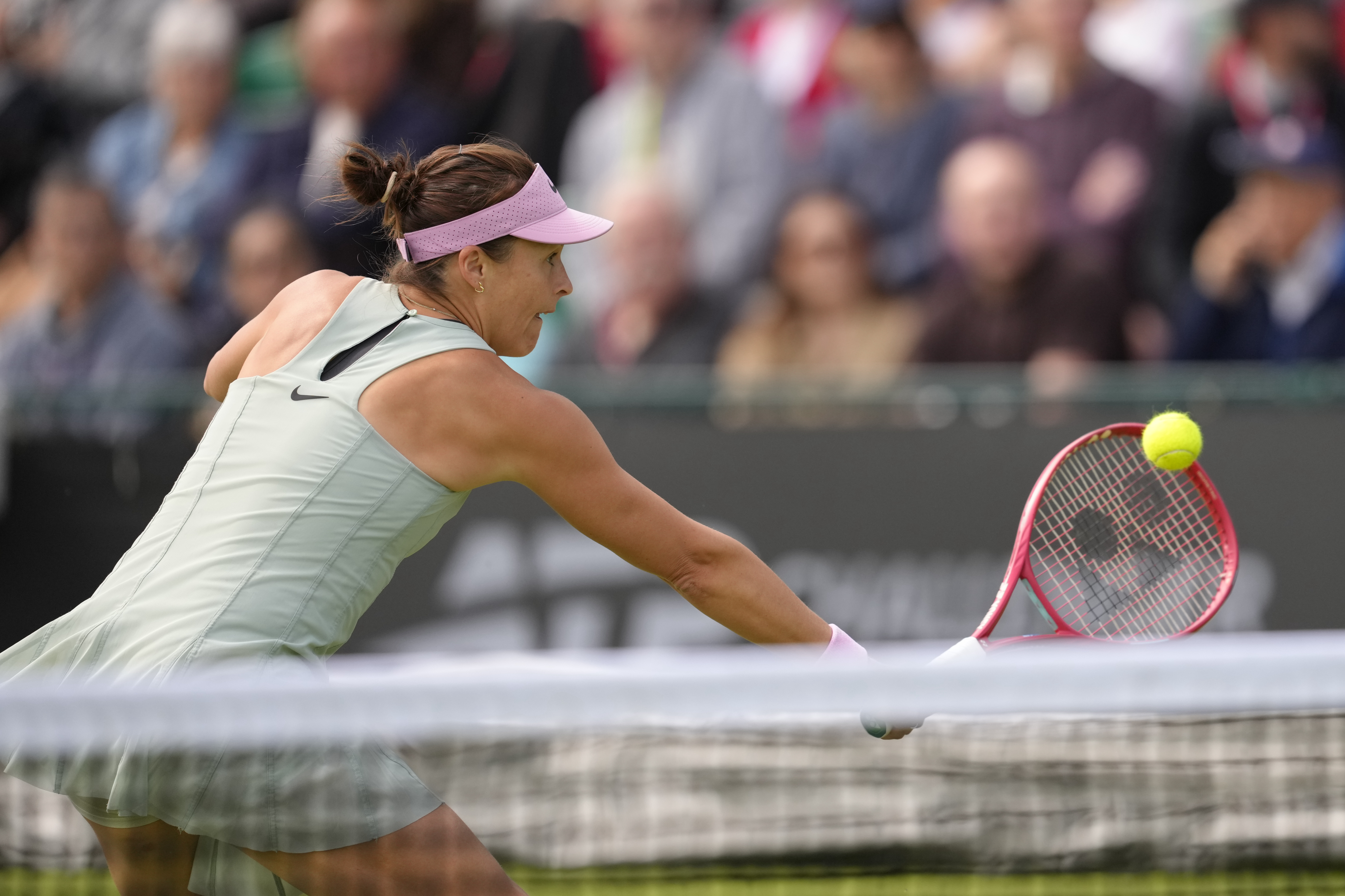 Maria races past 2025 finalist Yastremska in 56 minutes in Nottingham